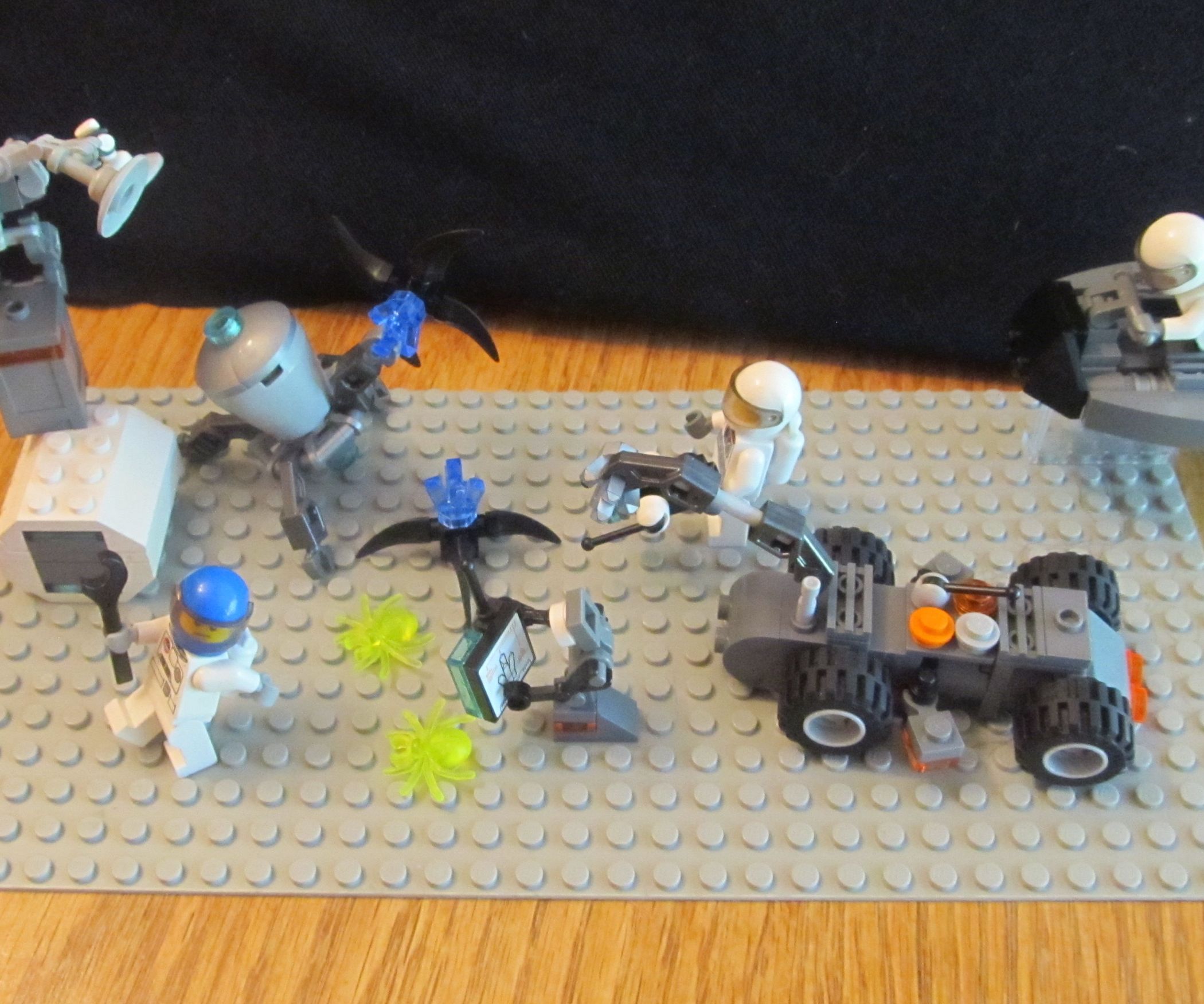Lego Mission to the Crystal Planet : 10 Steps - Instructables
