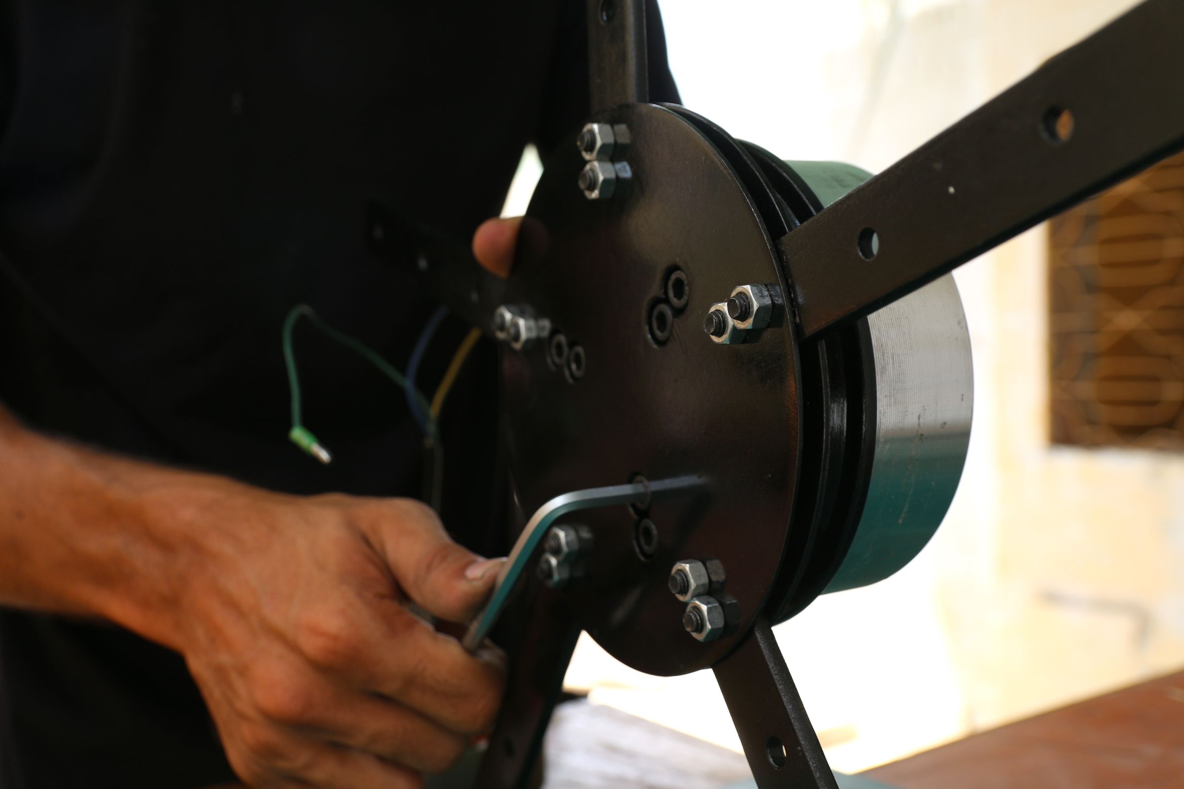 DIY Wind Generator : 13 Steps (with Pictures) - Instructables