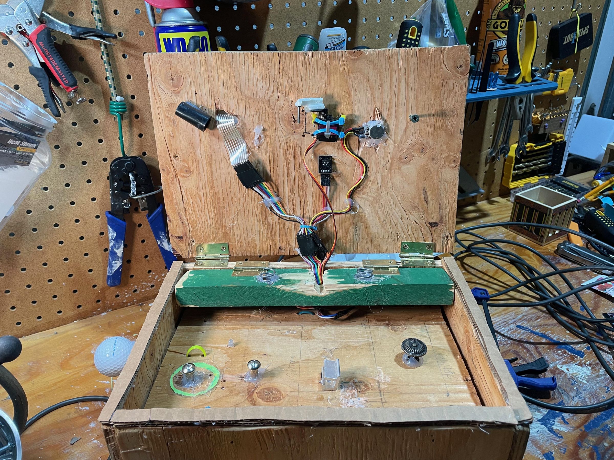 The Ultimate Electronic Puzzle Box : 11 Steps - Instructables