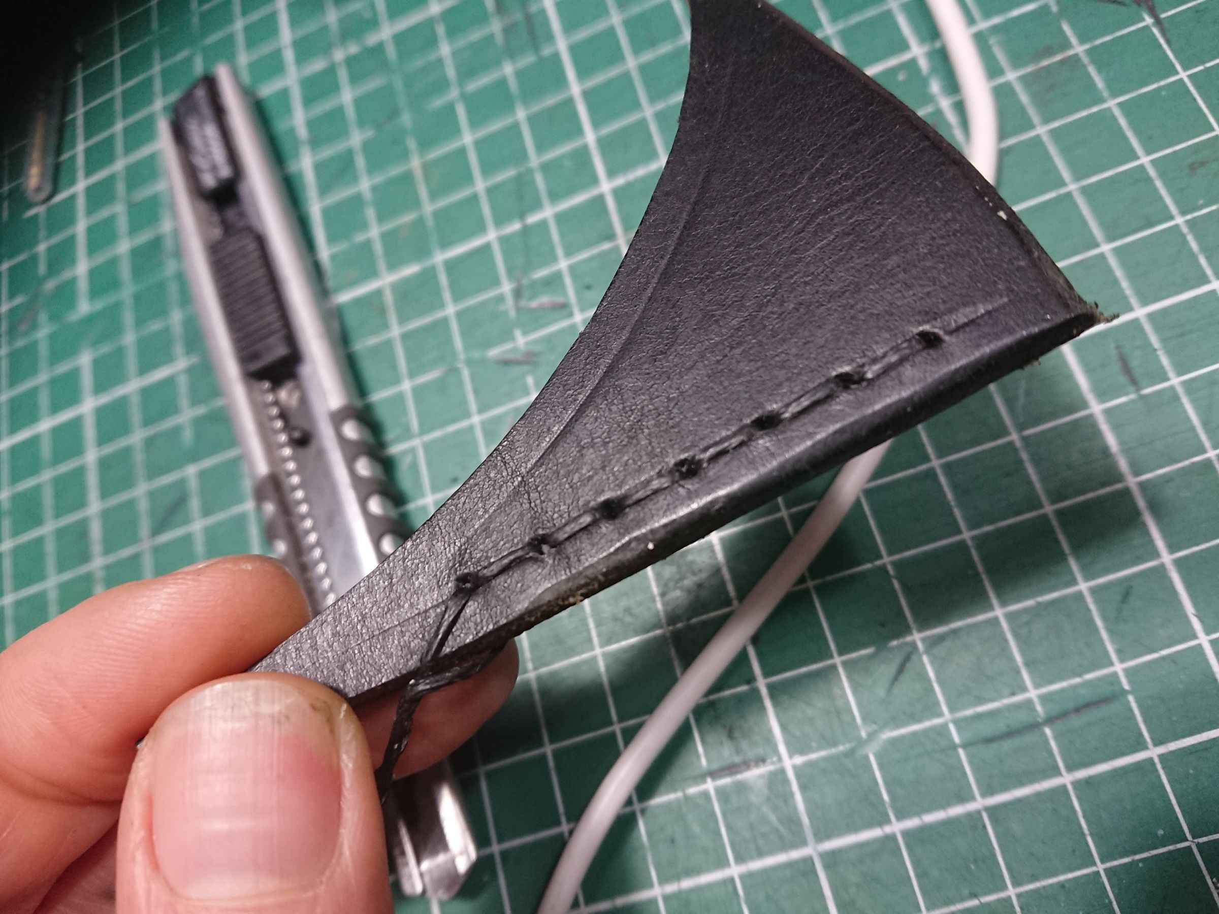 Making Leather Slippers : 9 Steps (with Pictures) - Instructables