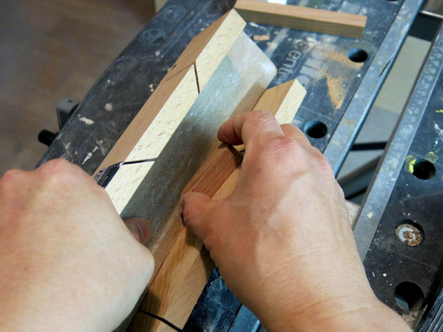 Perfect Rounded Corners, With Just a Mitre Box : 7 Steps (with Pictures ...