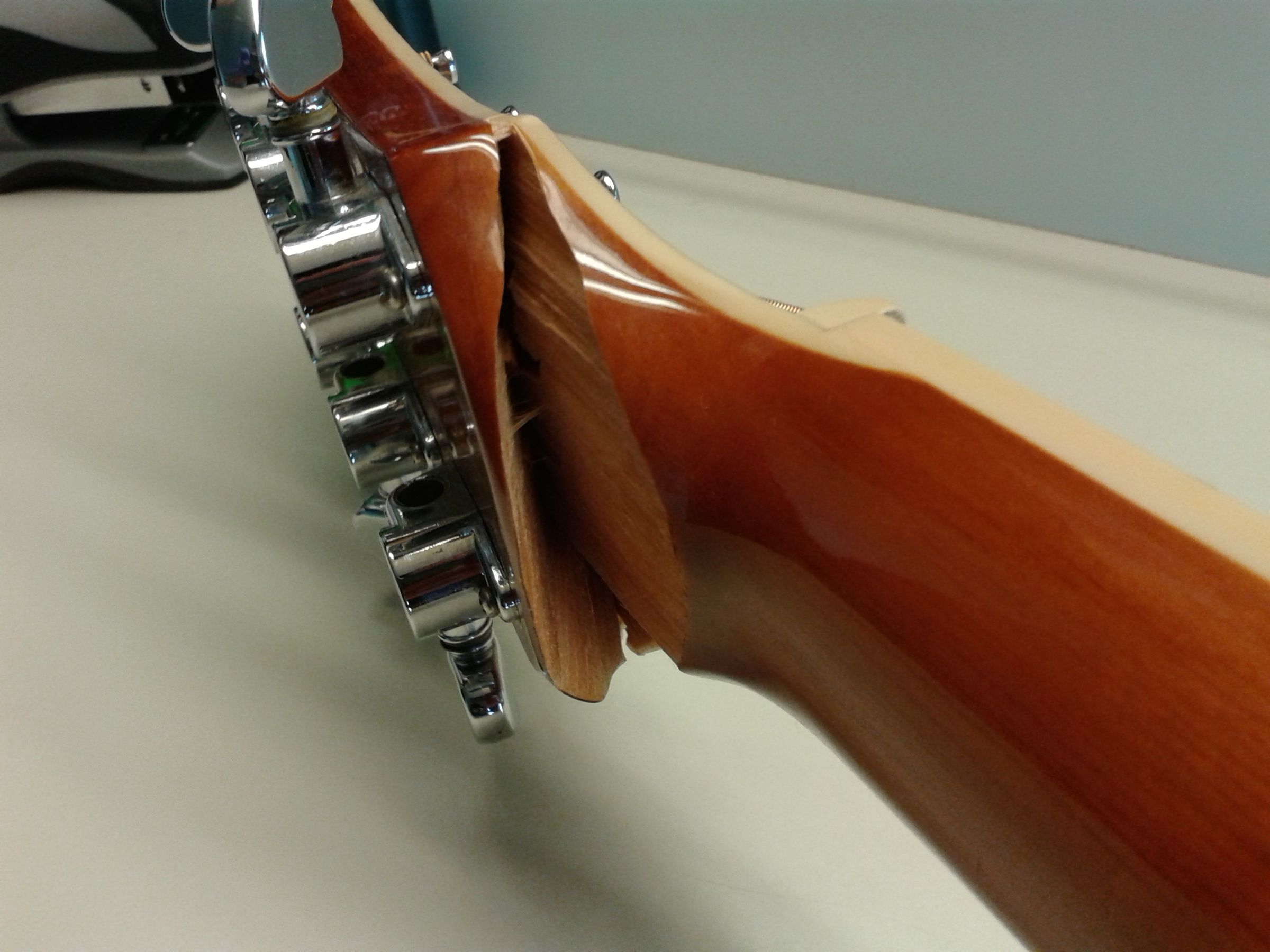 How to Fix a Broken Acoustic Guitar Head : 4 Steps (with Pictures ...