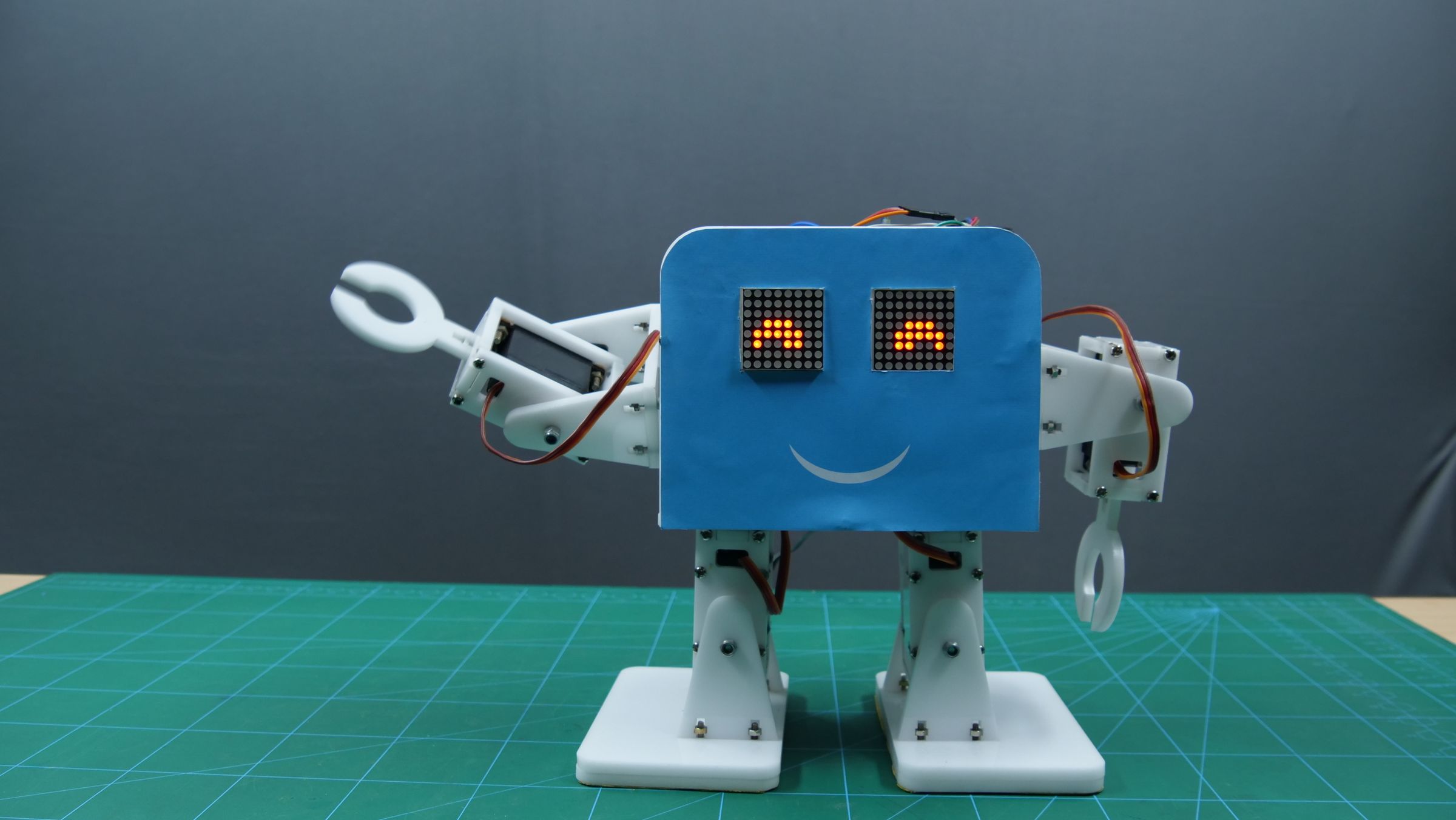 Make Smartphone Controlled Humanoid Bipedal Robot Using Evive- Arduino ...
