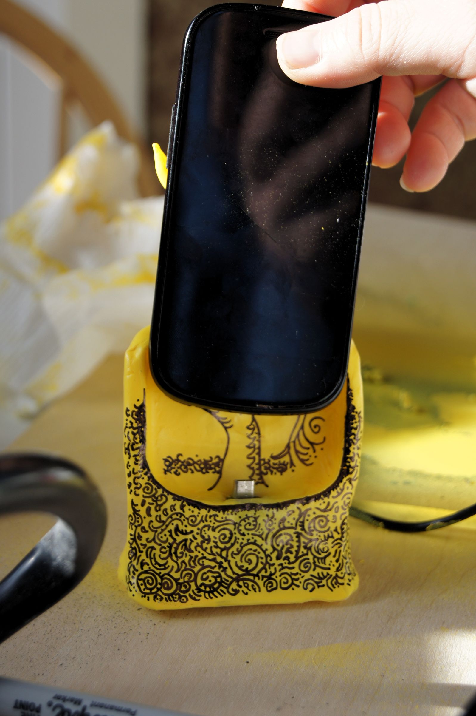 DIY Electronics Docking Station : 4 Steps (with Pictures) - Instructables