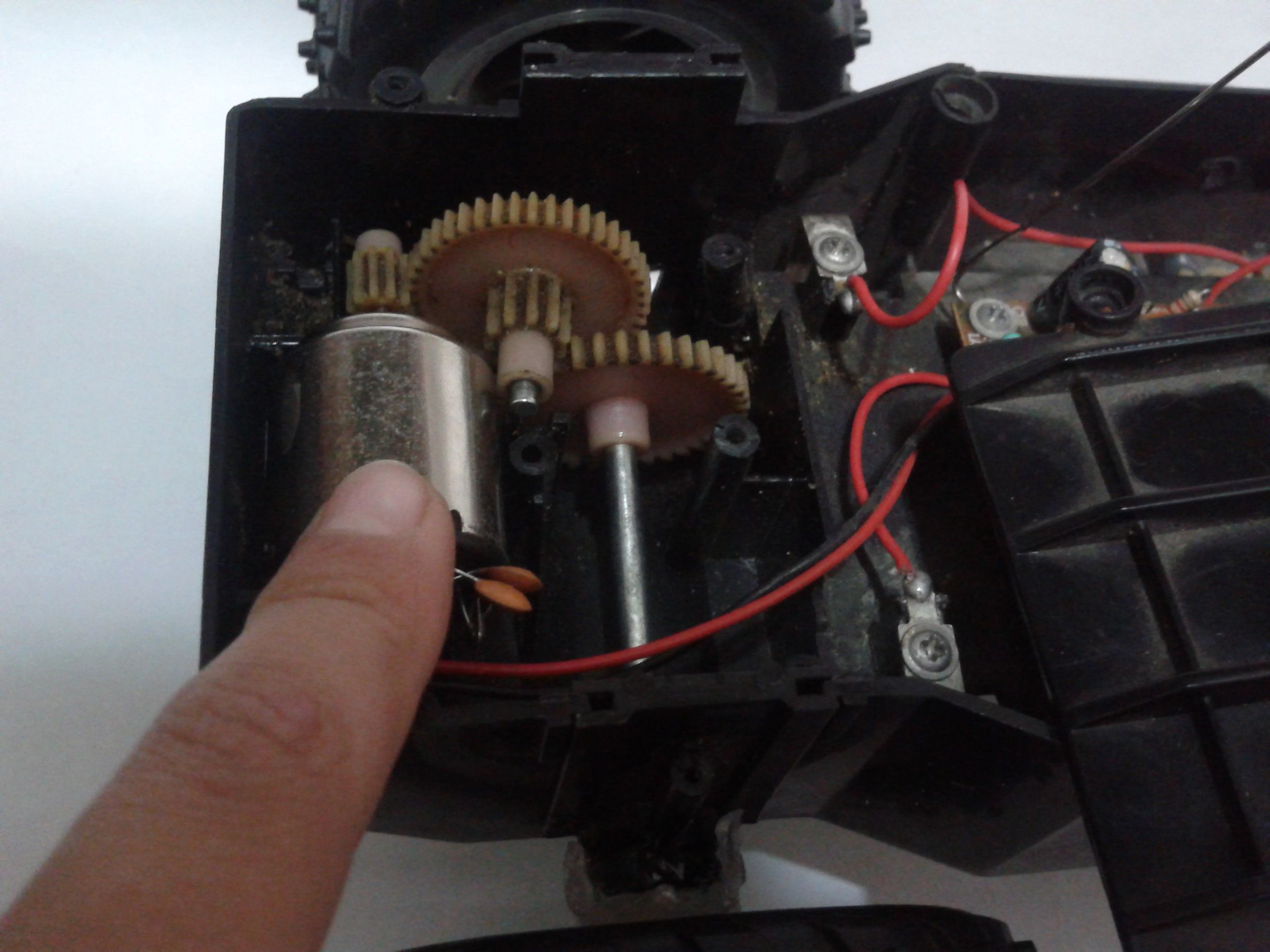 How to Make an Easy PCB Drill Using RC Car...!!! : 5 Steps - Instructables