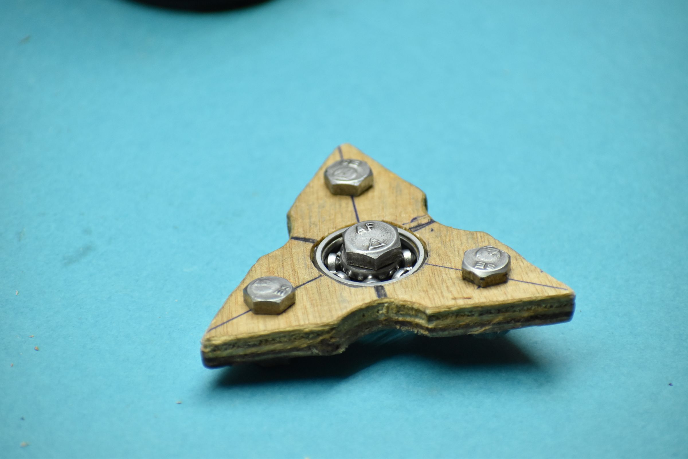 Homemade Fidget Spinner : 6 Steps (with Pictures) - Instructables
