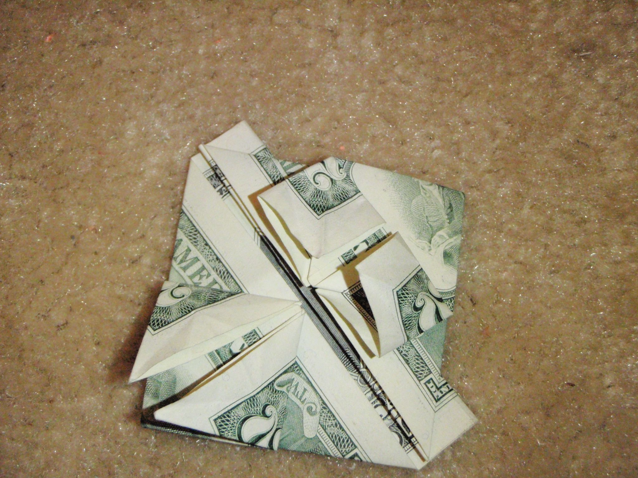 Dollar Bill Origami Heart : 8 Steps (with Pictures) - Instructables