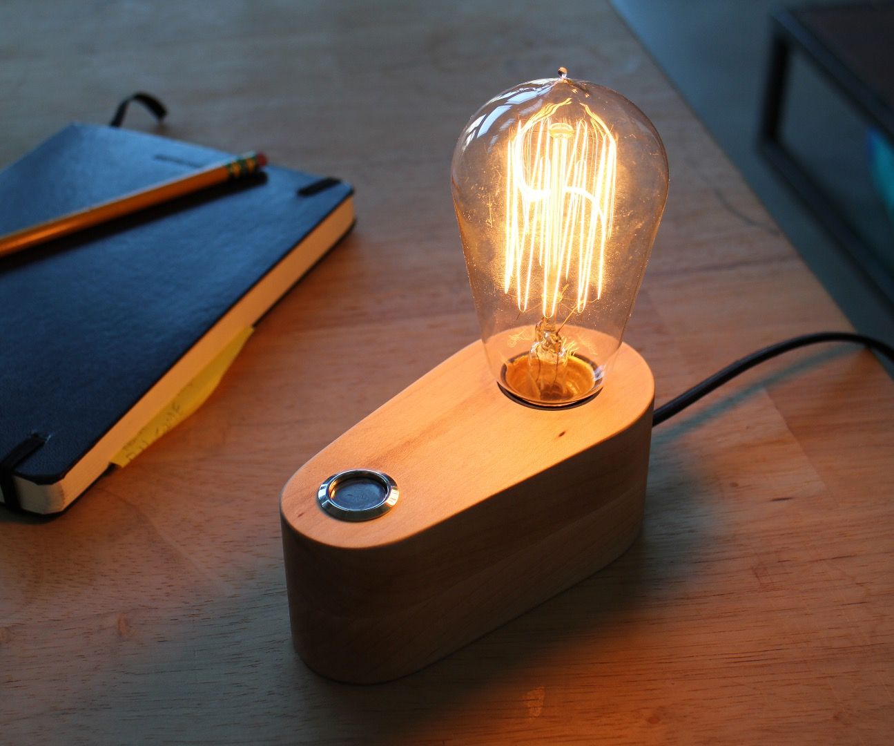 Edison Lamp in 3 Hours : 7 Steps (with Pictures) - Instructables