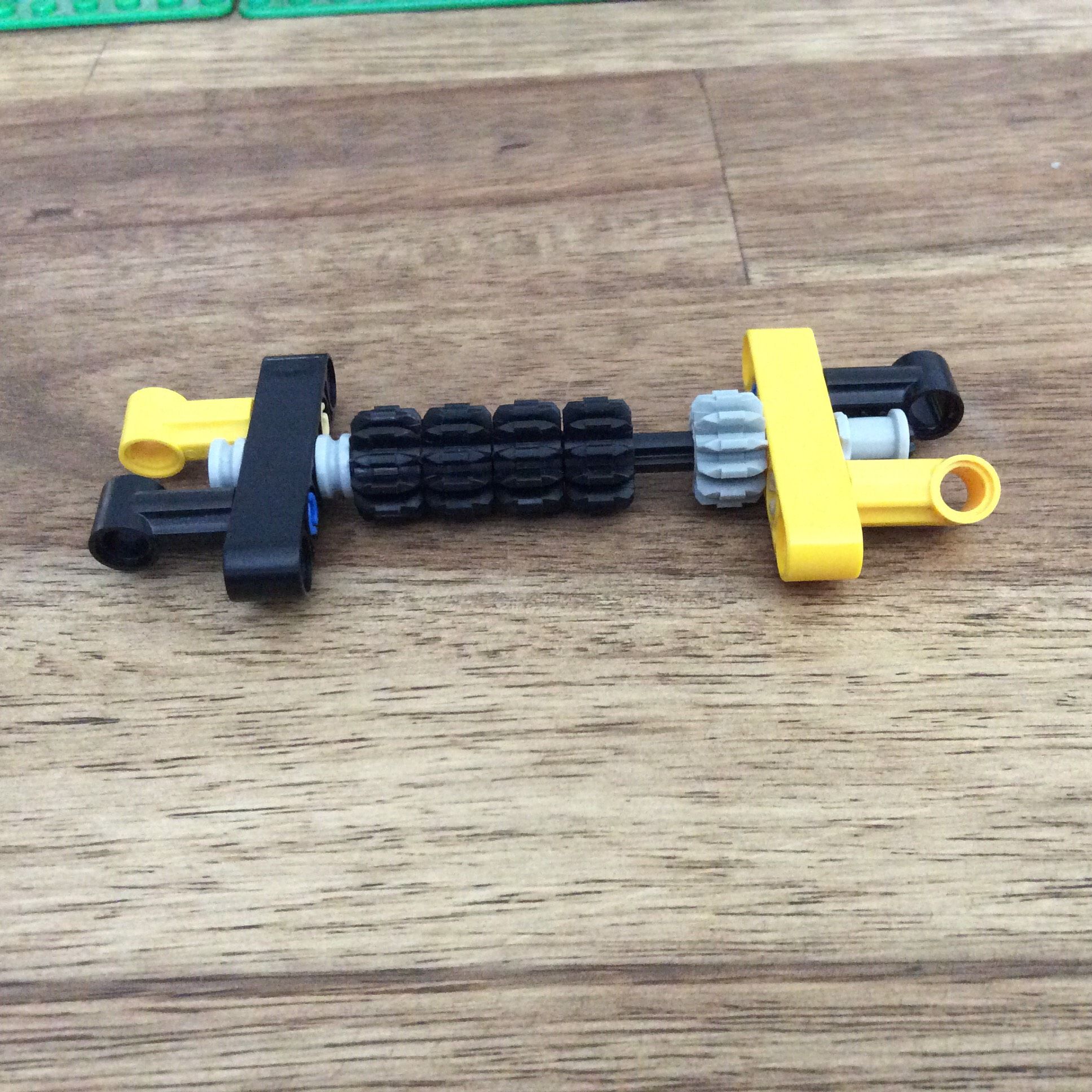 How to Make an Easy Customisable Lego Transmission Part 1 : 4 Steps ...