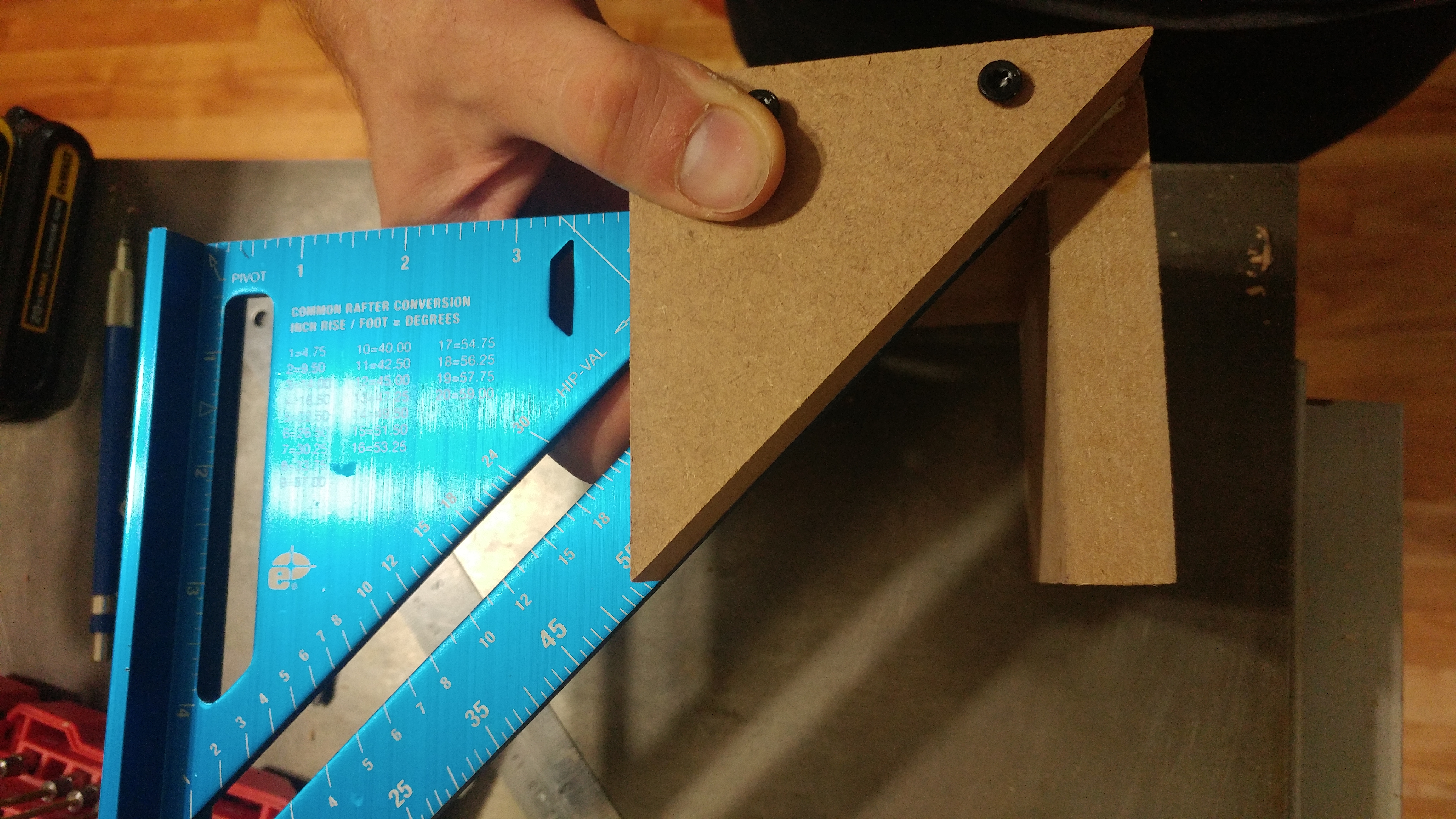 Center Finder Jig : 8 Steps (with Pictures) - Instructables