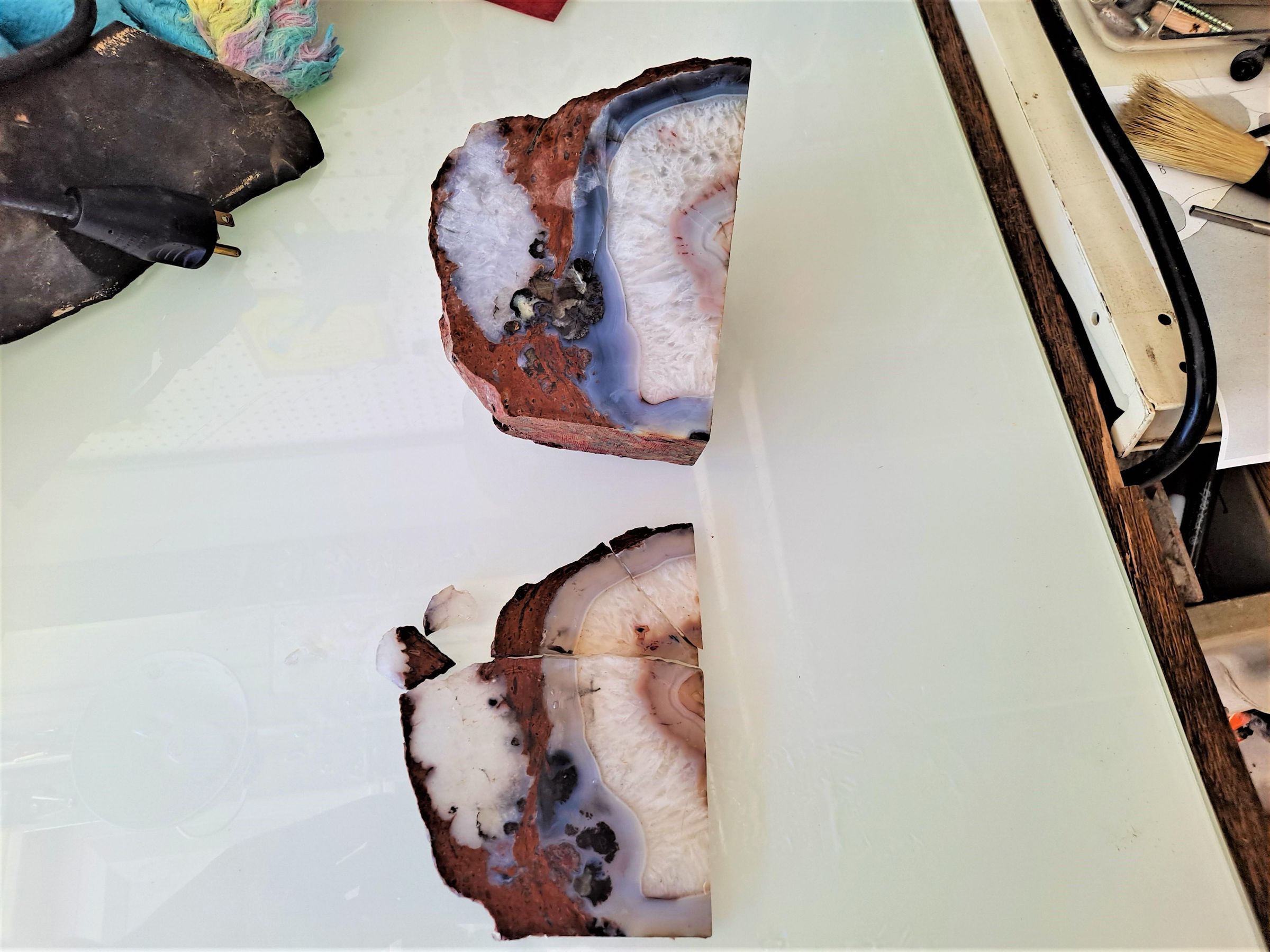 Slice Rocks Like Bread : 4 Steps - Instructables