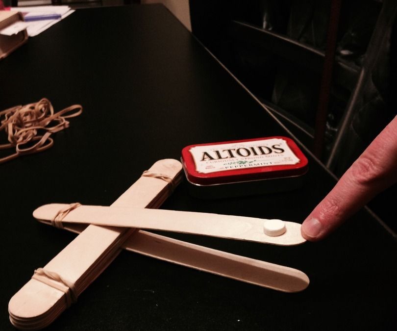 Easiest Mini Catapult Ever : 6 Steps - Instructables
