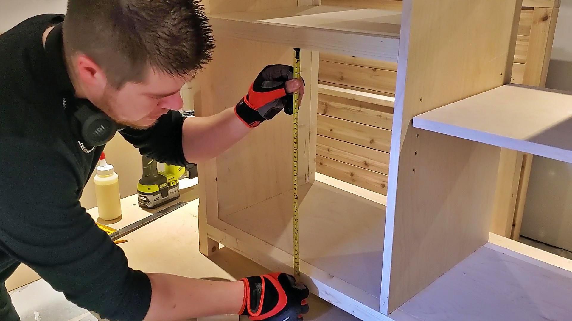 Beginners Guide to Drawers. Measure, Cut, Assemble, Mount, Finish. No ...