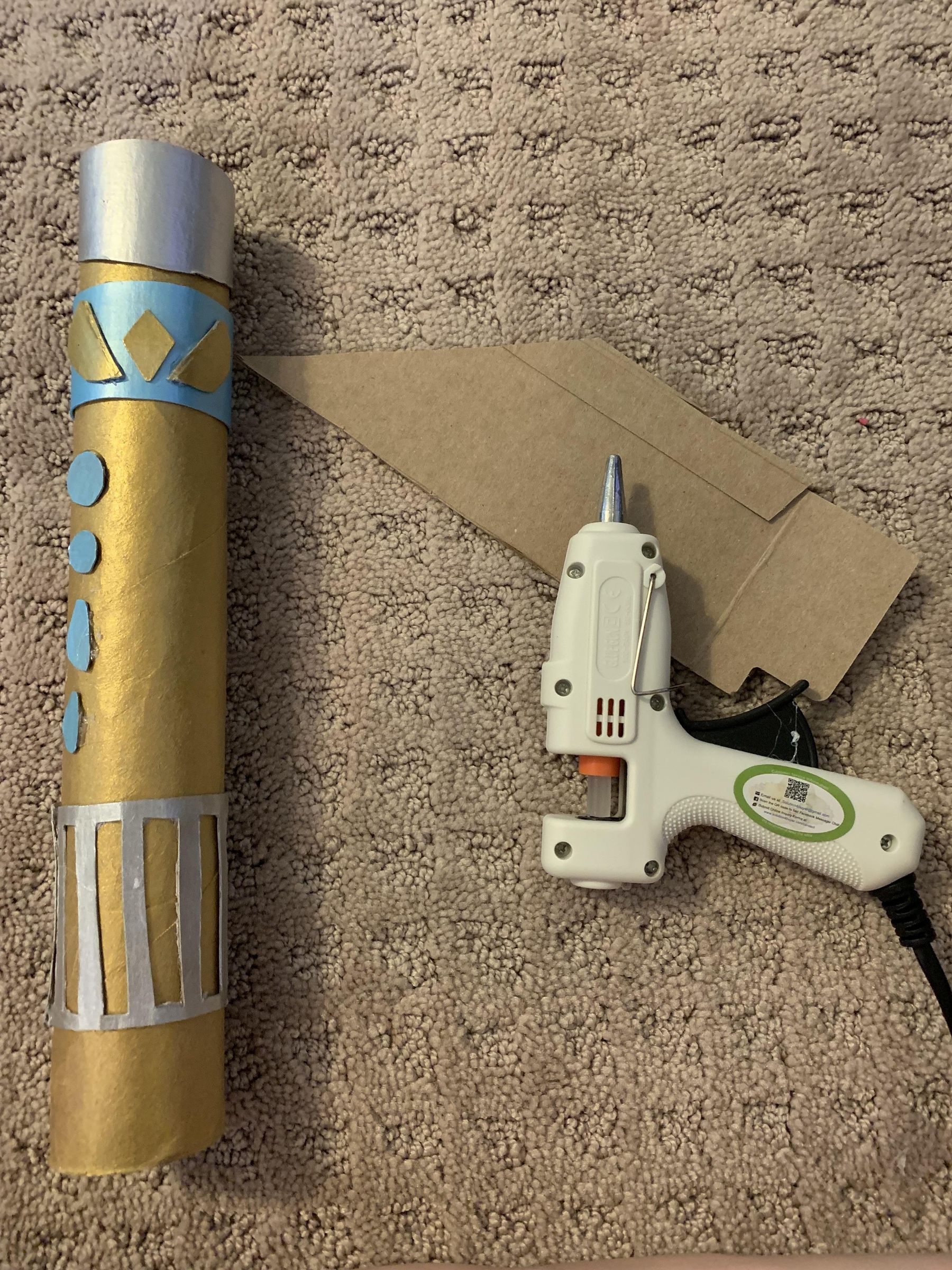 Quick, Simple, Easy, and Customizable Lightsabers : 5 Steps - Instructables