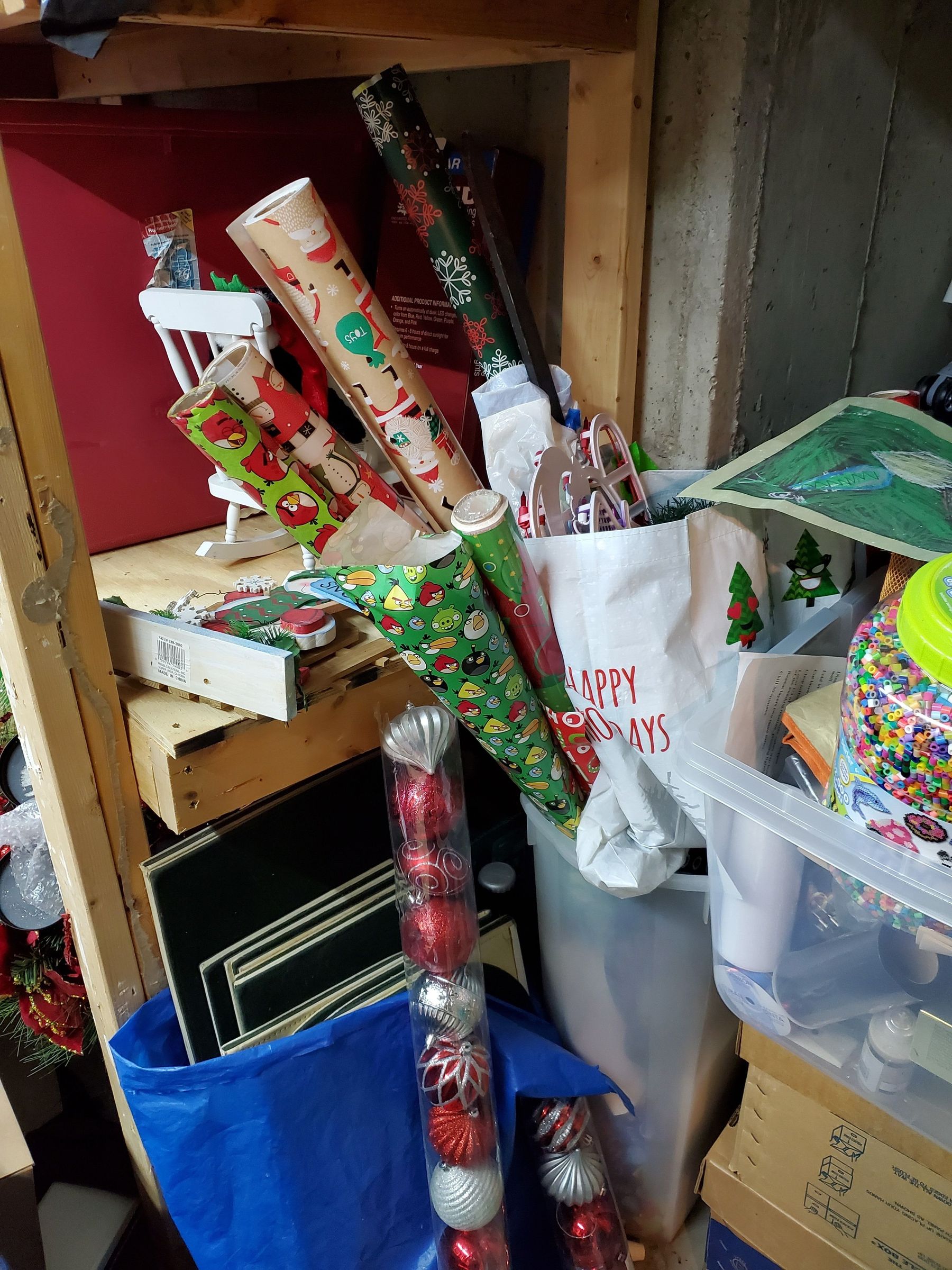 Gift Wrap Wall Organizer : 3 Steps (with Pictures) - Instructables