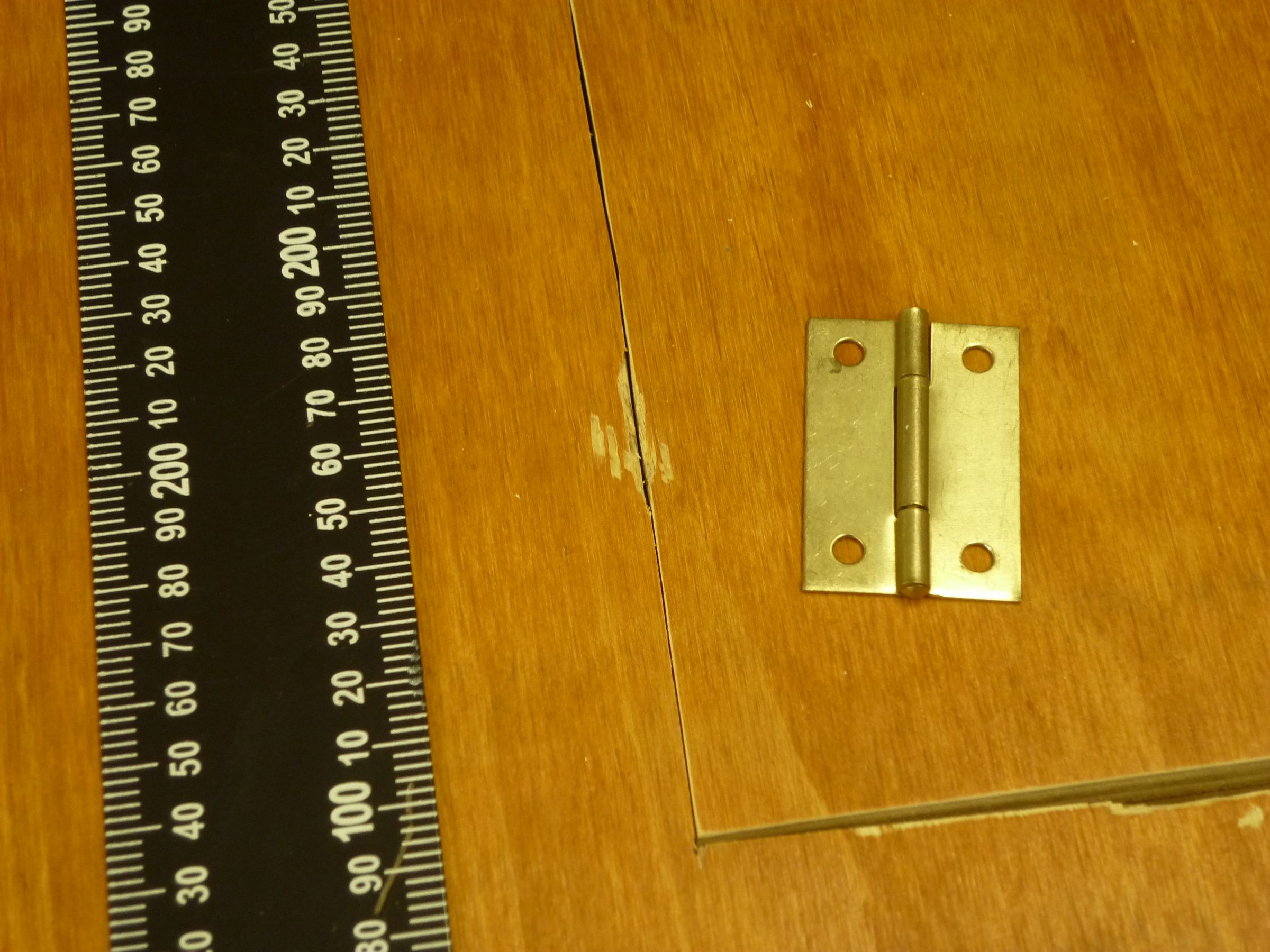 Collapsible Z-Shaped Side Table : 7 Steps (with Pictures) - Instructables