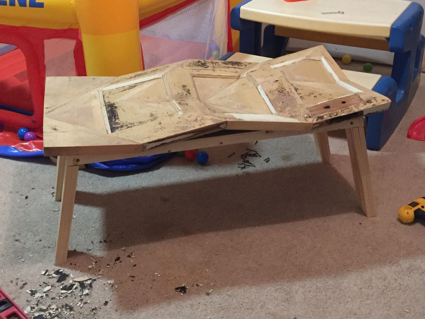 Tessellated Optical Illusion Coffee Table!! : 8 Steps (with Pictures ...