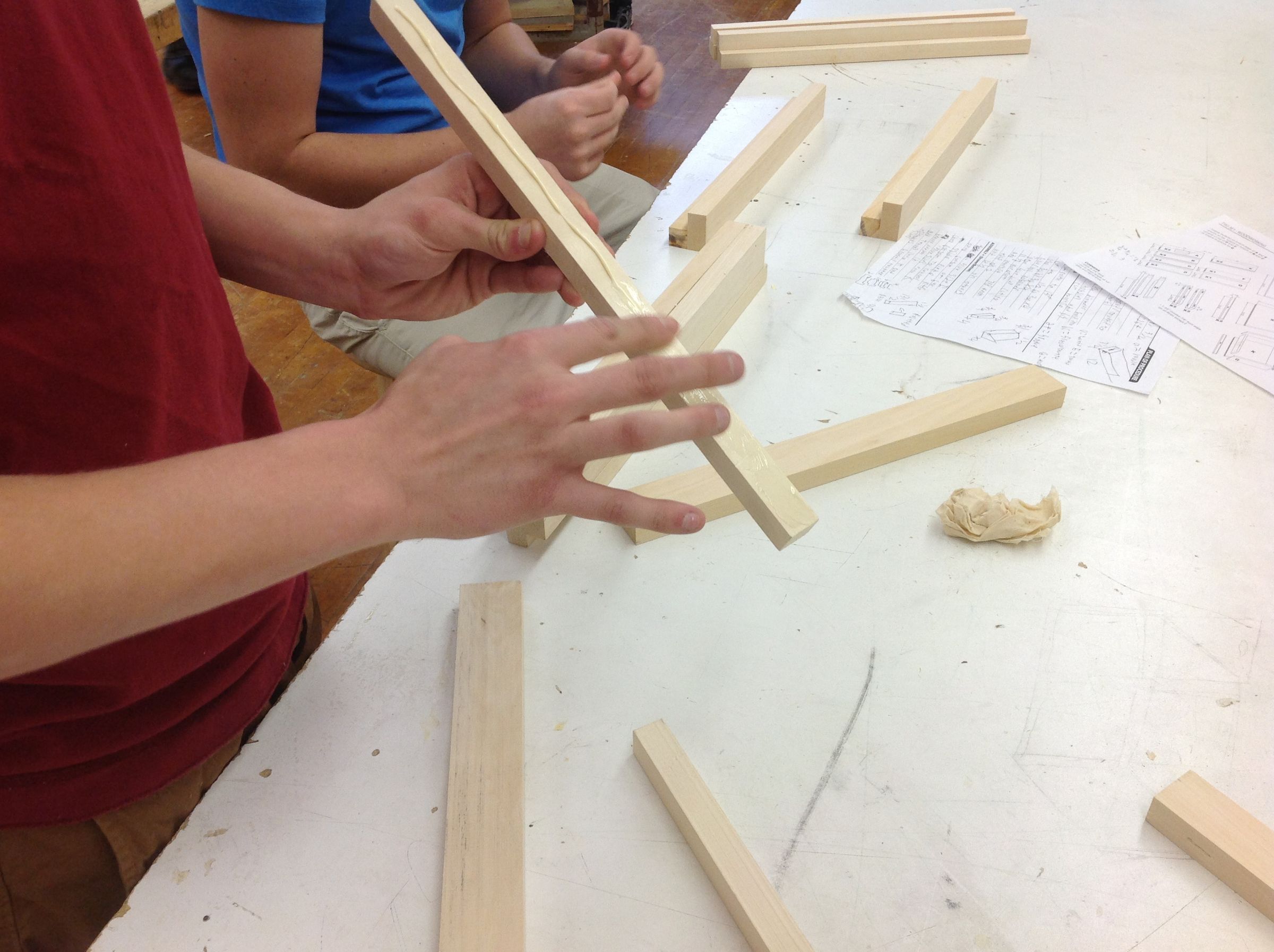 False Bottom Wooden Crate : 6 Steps (with Pictures) - Instructables