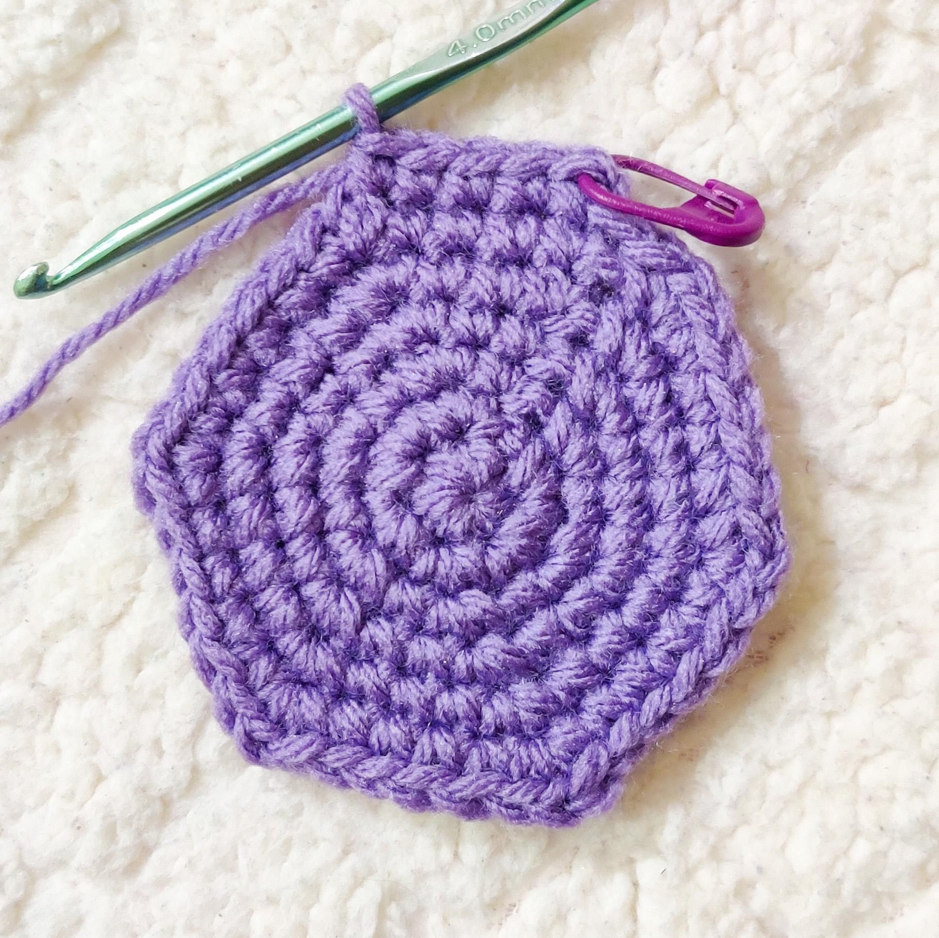Single Crochet Solid Hexagon : 9 Steps (with Pictures) - Instructables