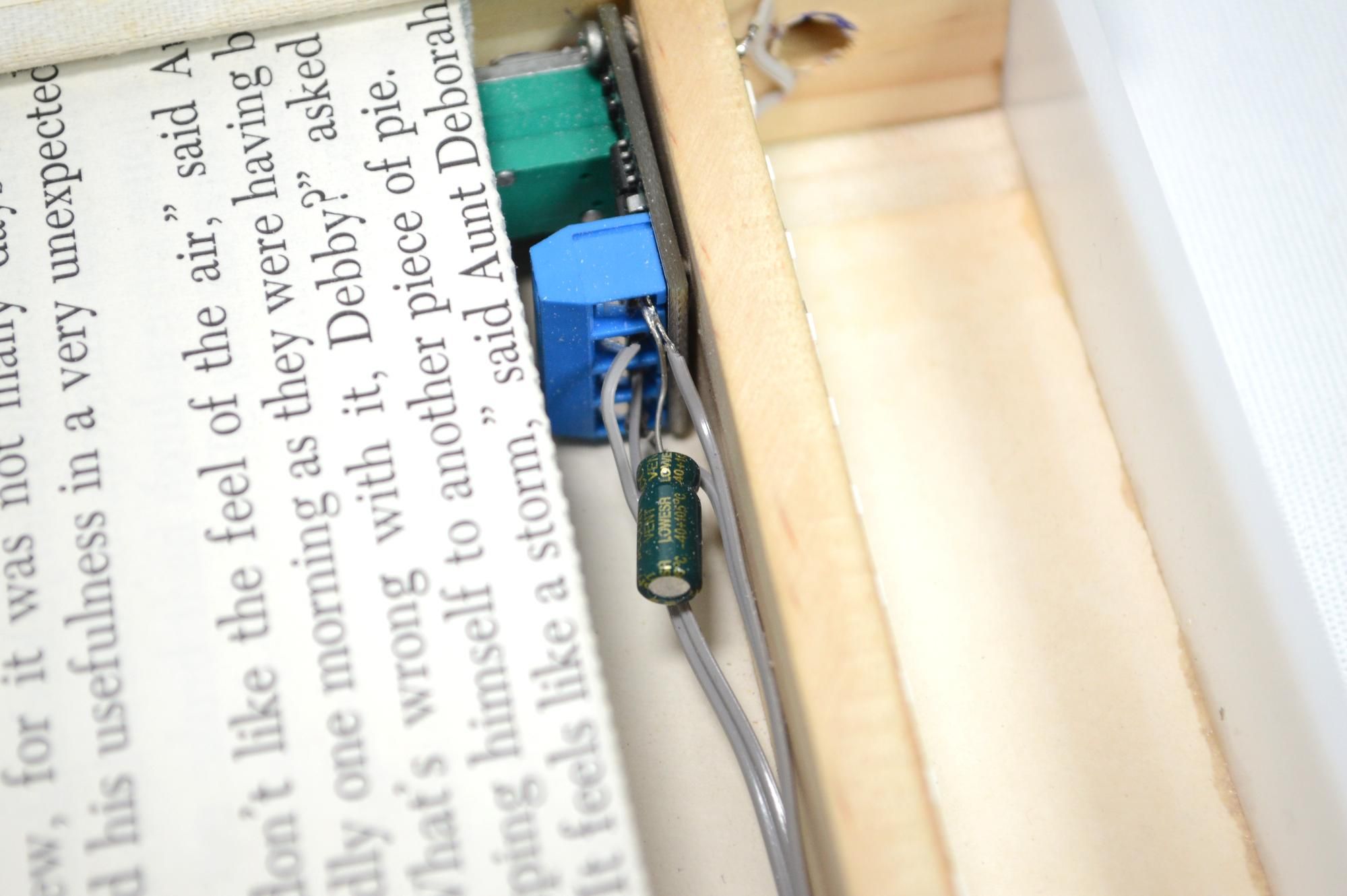 Book Light Inside a Book! : 11 Steps (with Pictures) - Instructables