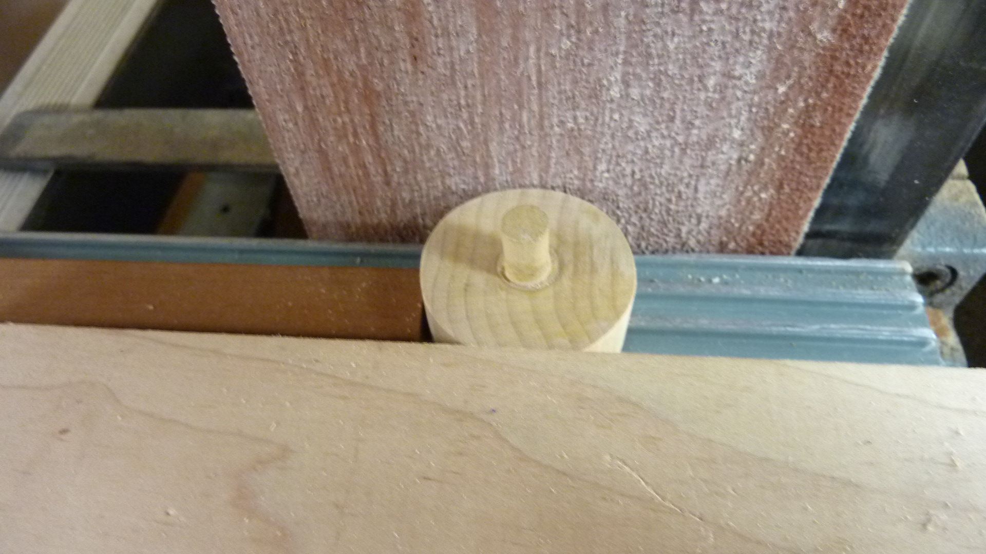 Making Perfect Circles With a Belt Sander : 4 Steps (with Pictures ...