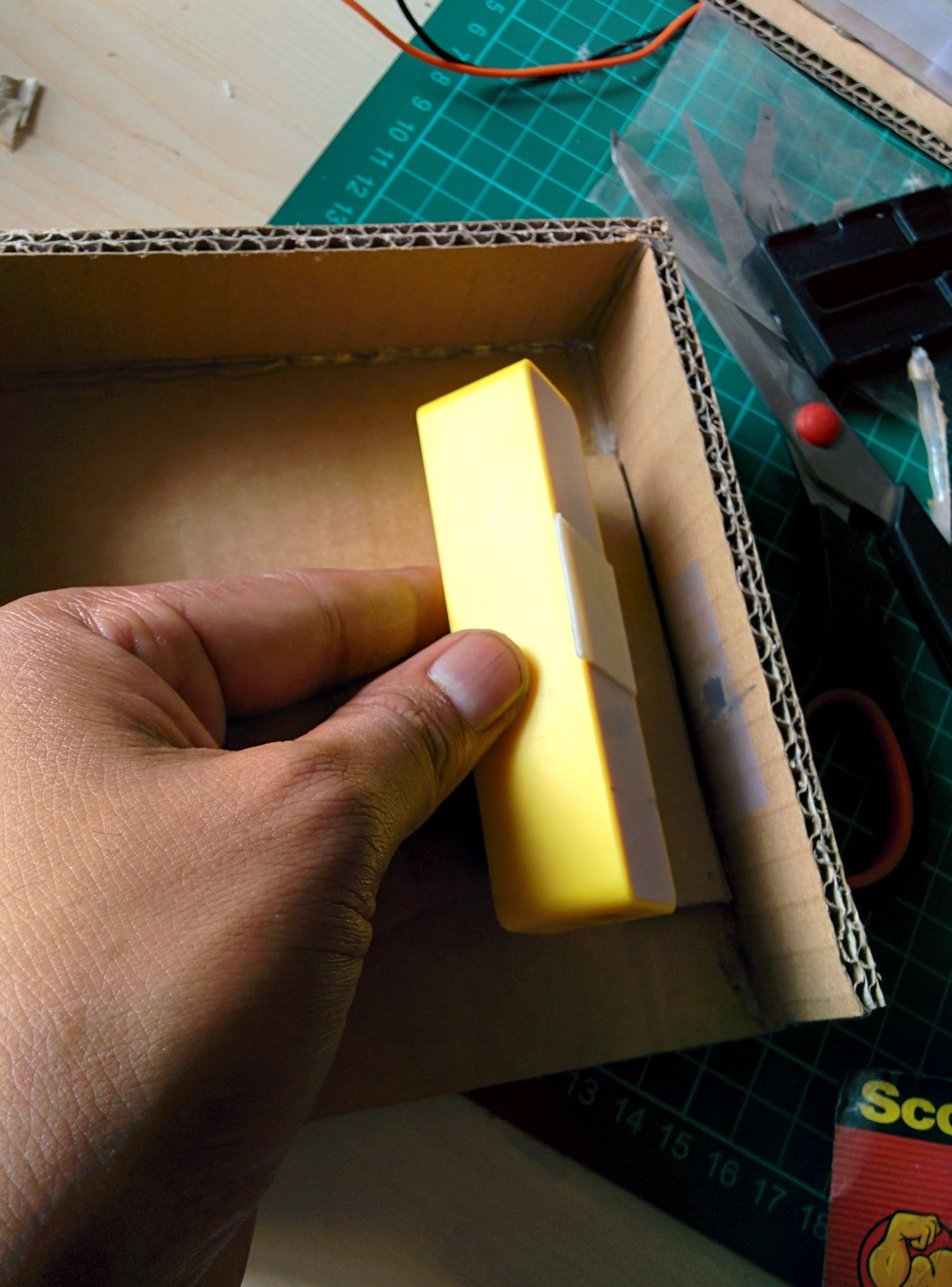 CARDBOARD SOLAR LAMP : 8 Steps (with Pictures) - Instructables