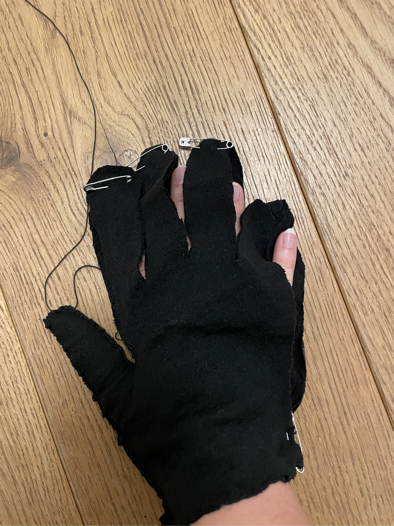 Piano Glove : 7 Steps - Instructables