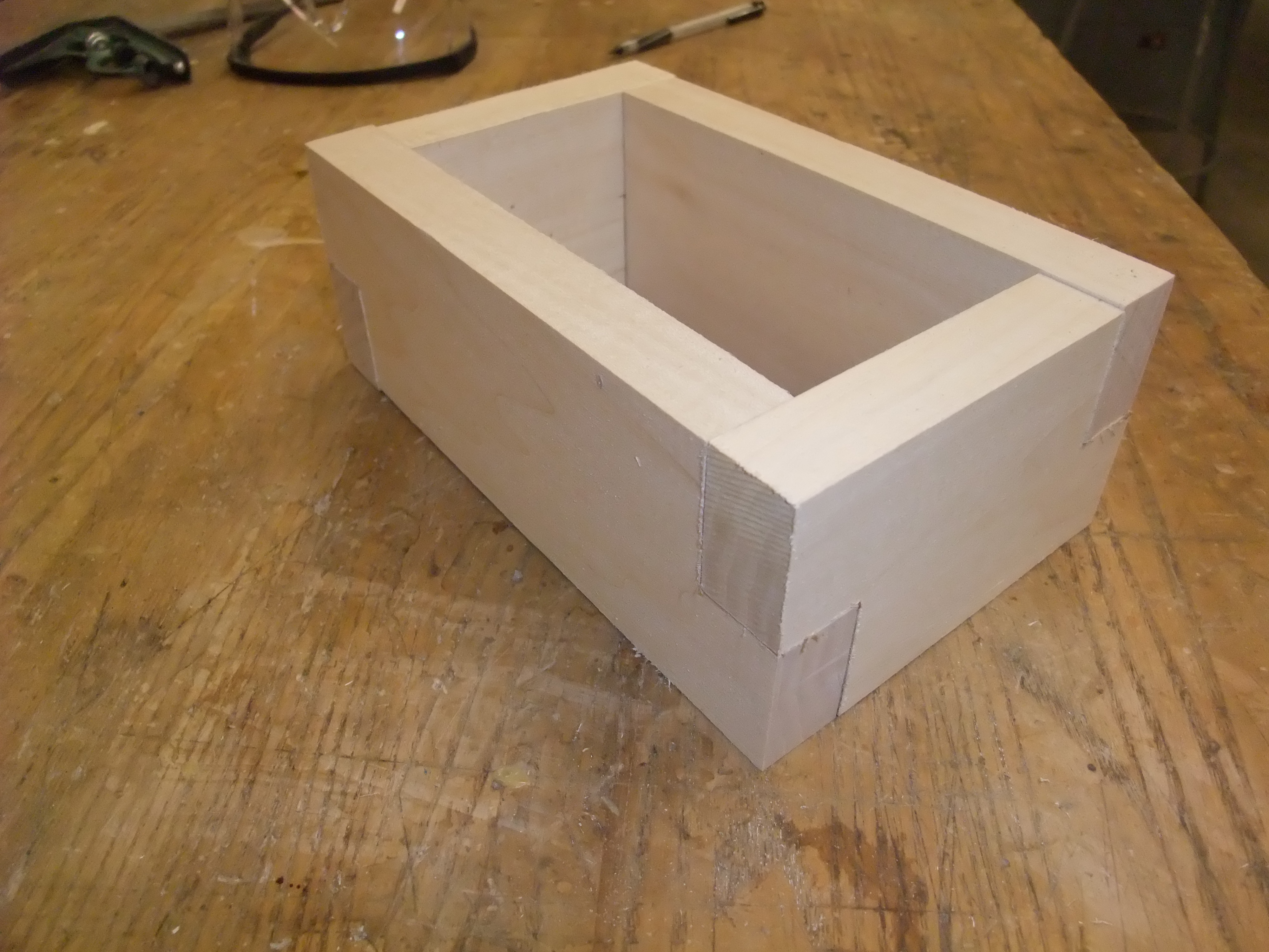 How to Make a Simple Box? : 7 Steps - Instructables