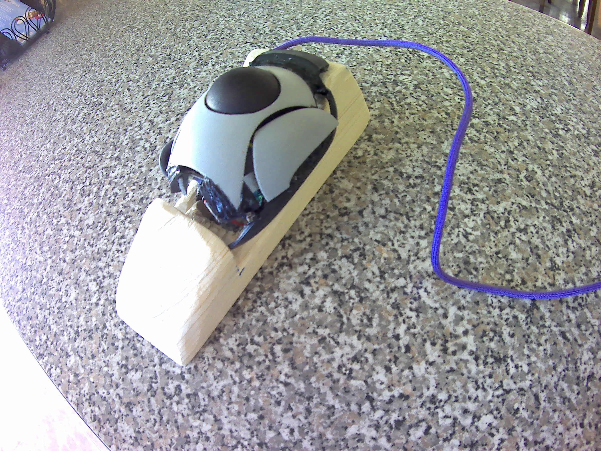 Ultimate GREEN DIY Trackball Mouse From Junk : 10 Steps (with Pictures ...