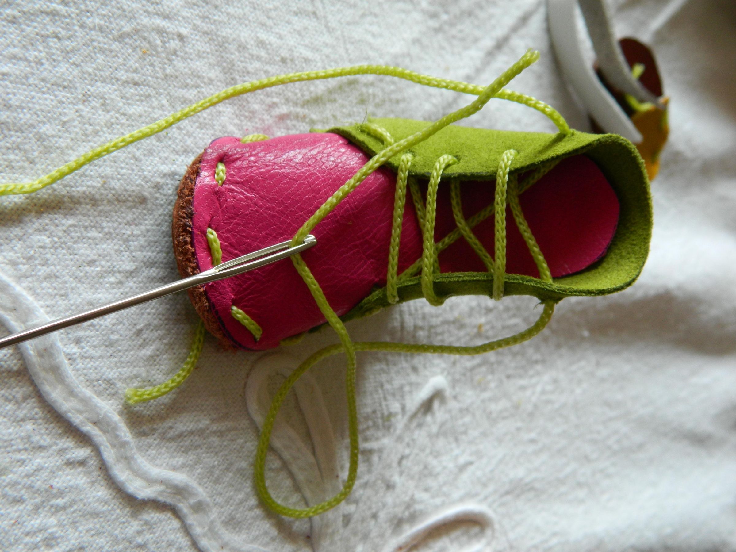 Leather Shoe Key Chain : 14 Steps (with Pictures) - Instructables