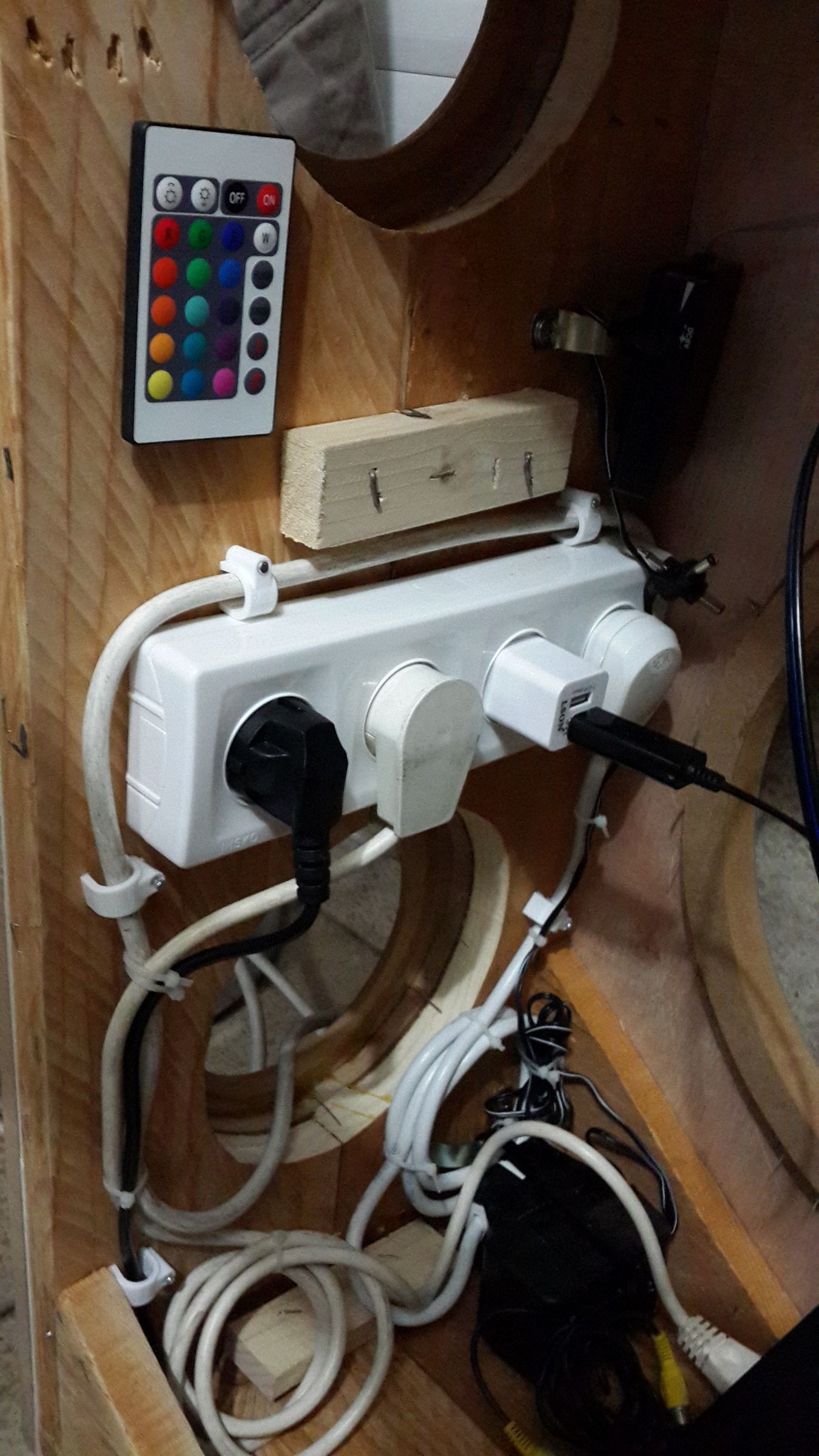 DIY Disco-Karaoke Jukebox : 36 Steps (with Pictures) - Instructables