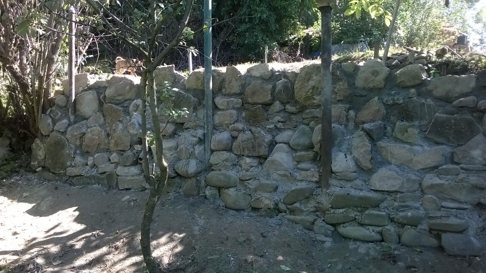How to Build a Natural Dry Stacked Stone Free Standing or Retaining ...