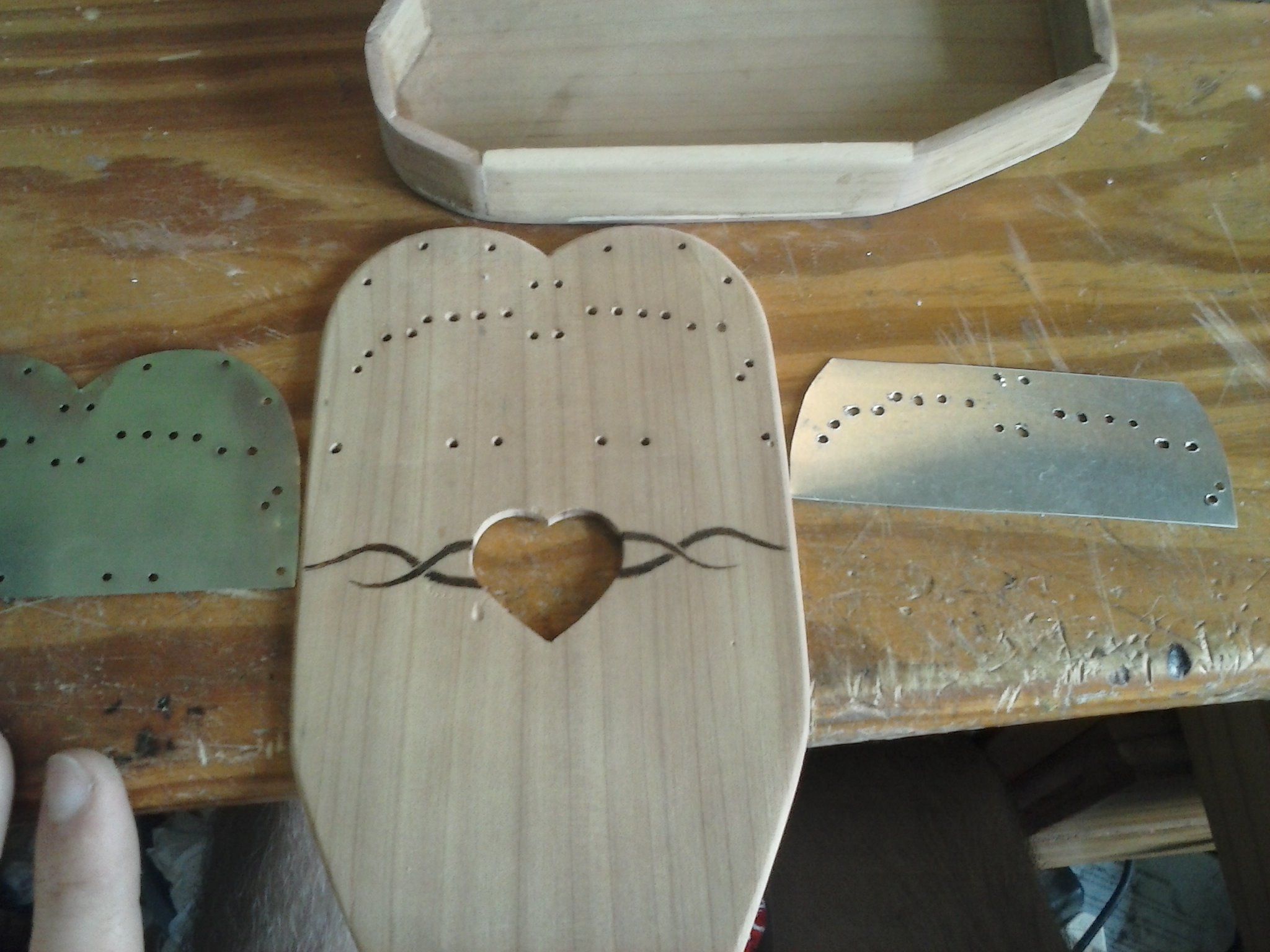 Make a Thumb Piano (Mbira) : 9 Steps (with Pictures) - Instructables
