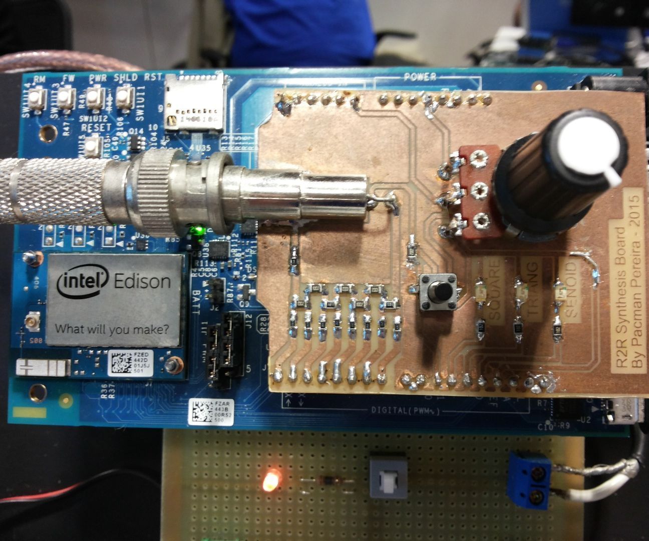 Signal Synthesis With Intel Edison - Instructables