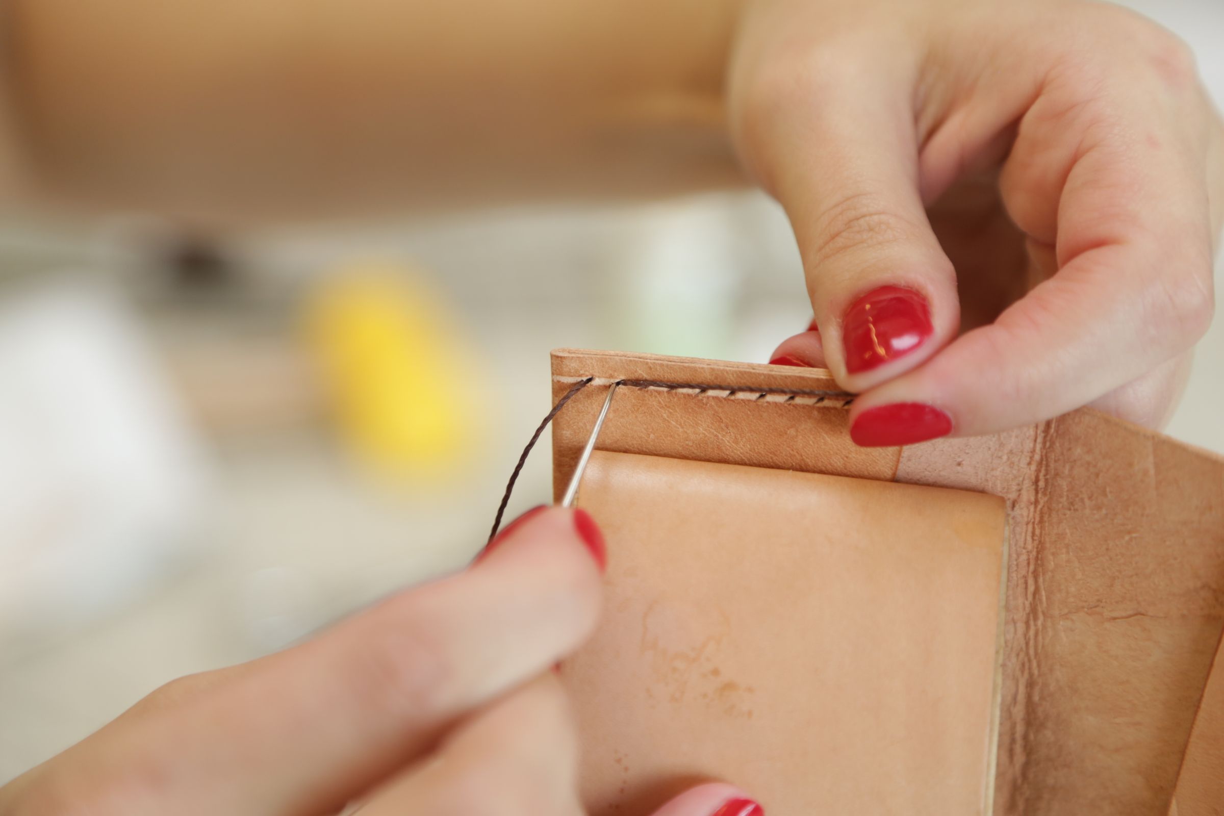 How to Saddle Stitch Leather : 8 Steps (with Pictures) - Instructables