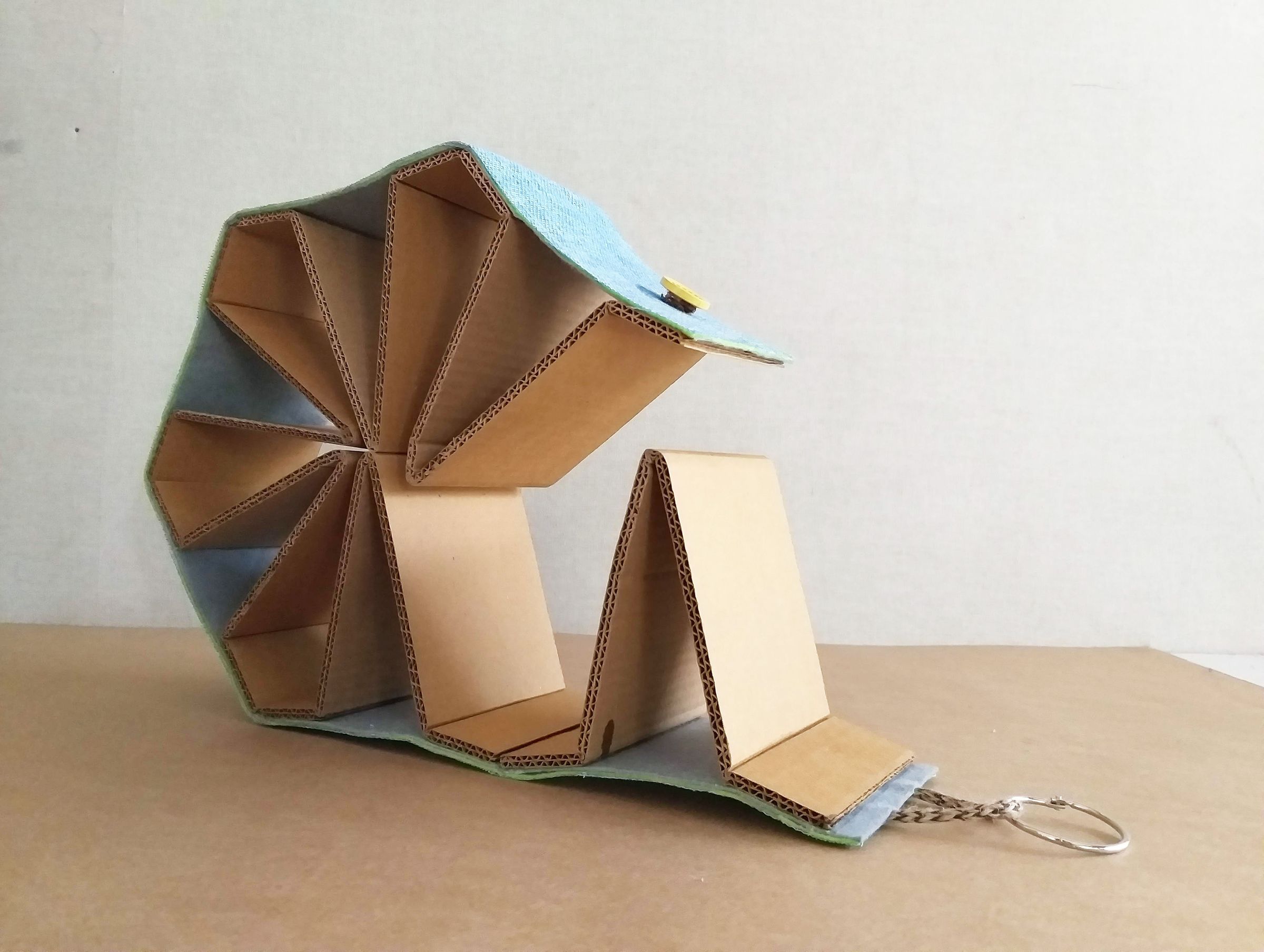 Cardboard Book Stand : 8 Steps (with Pictures) - Instructables