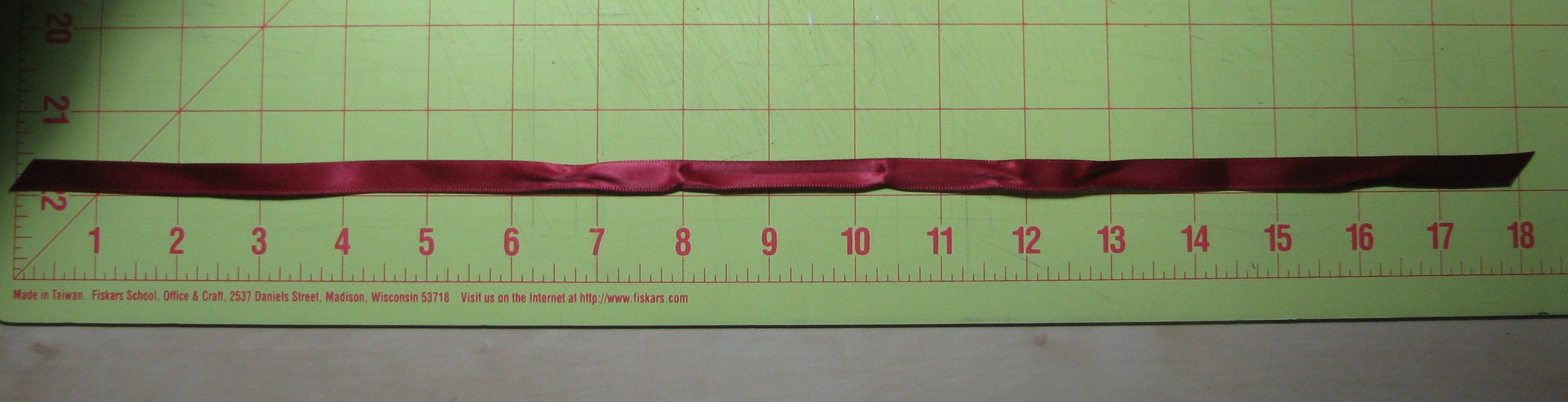 Tying Ribbons Onto Ceremony Programs : 5 Steps - Instructables