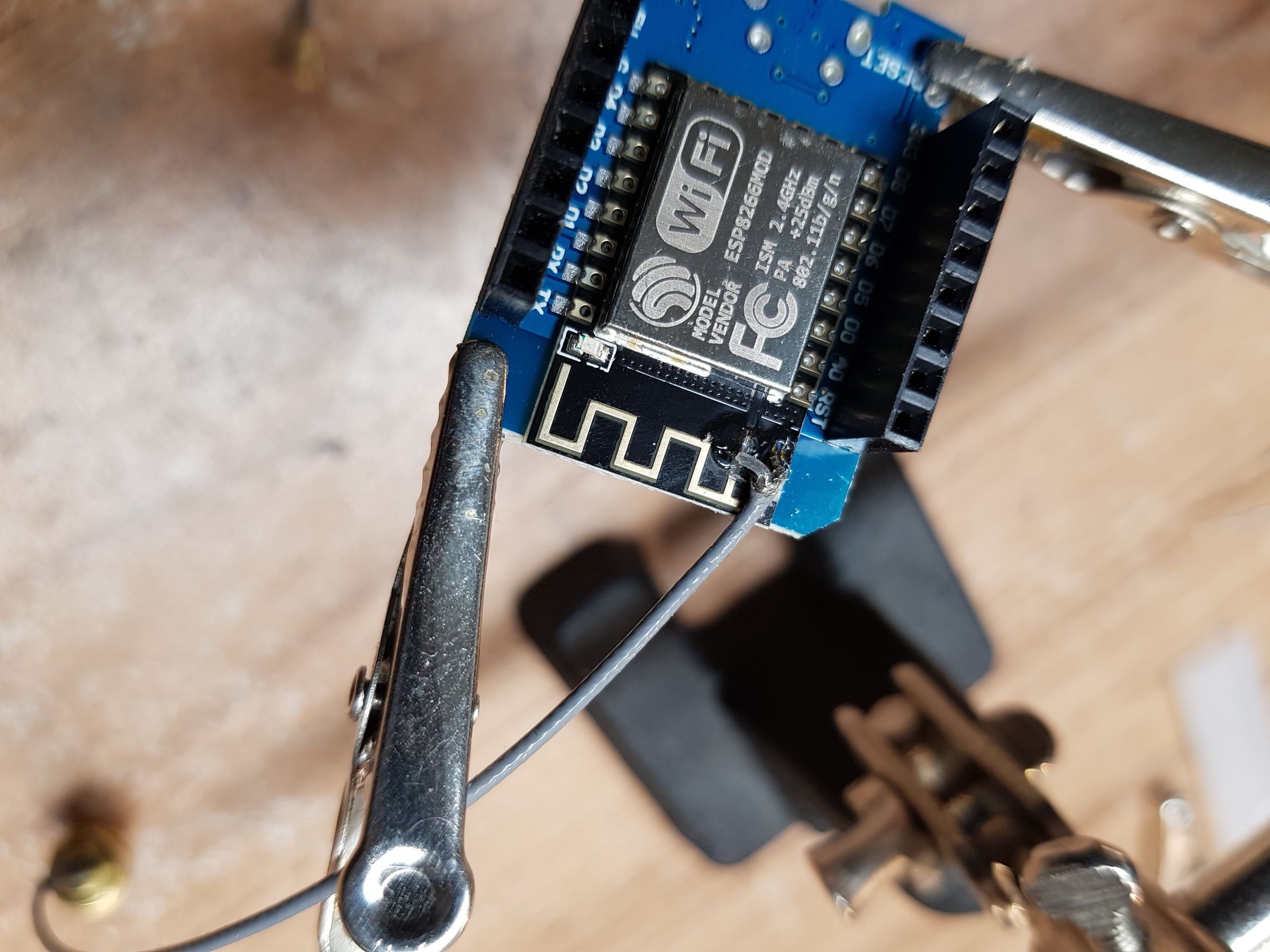 External Antenna for ESP8266 : 5 Steps - Instructables