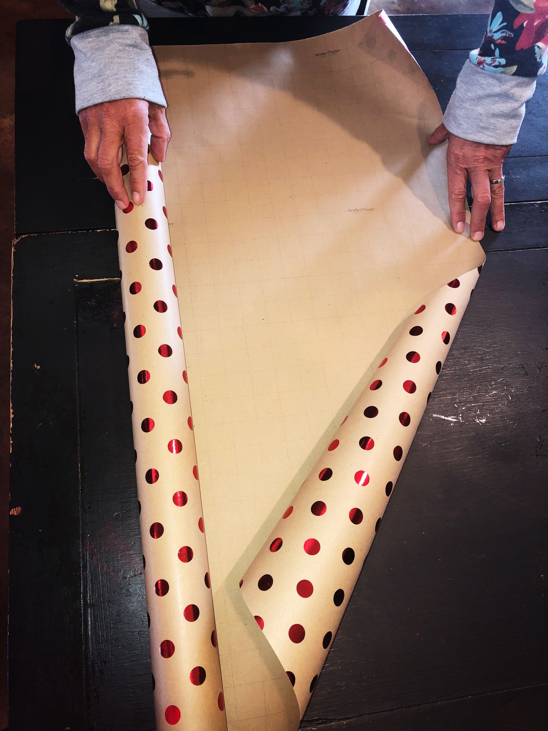 How to Wrap a Gift Box : 11 Steps - Instructables