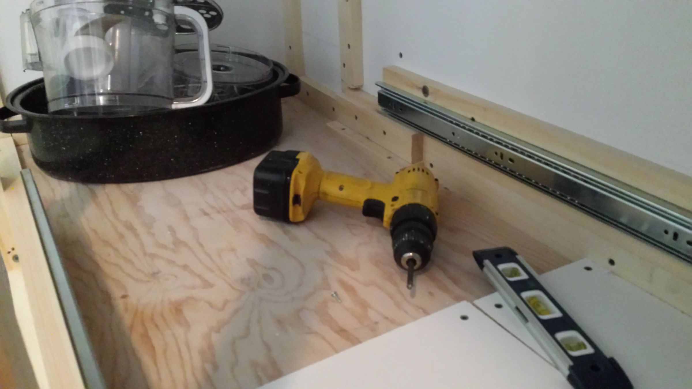 Simple Diy Solution to Kitchen Cabinet Blind Corner : 4 Steps (with ...