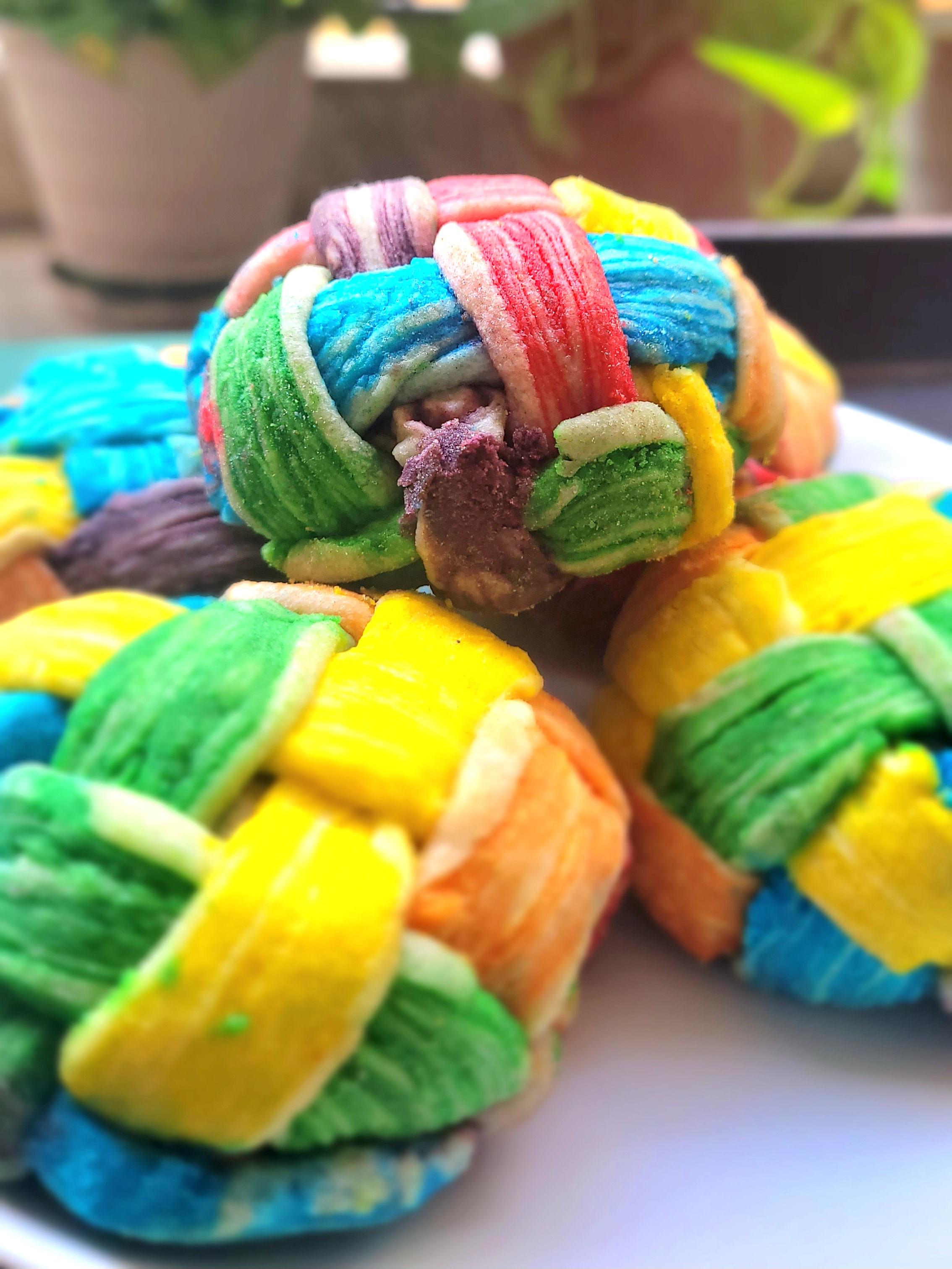 Weaved Rainbow Mooncake Pastry : 16 Steps (with Pictures) - Instructables