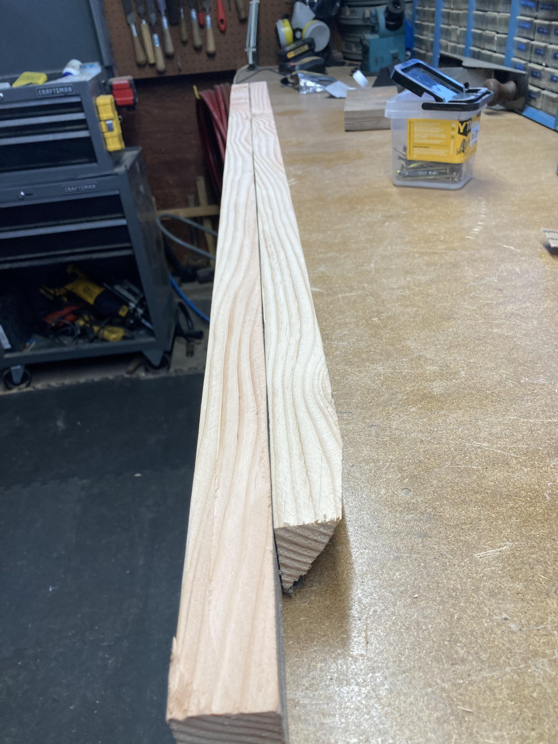 Reclaimed Wood and Structural Pipe Full Wall Bookshelves : 17 Steps ...