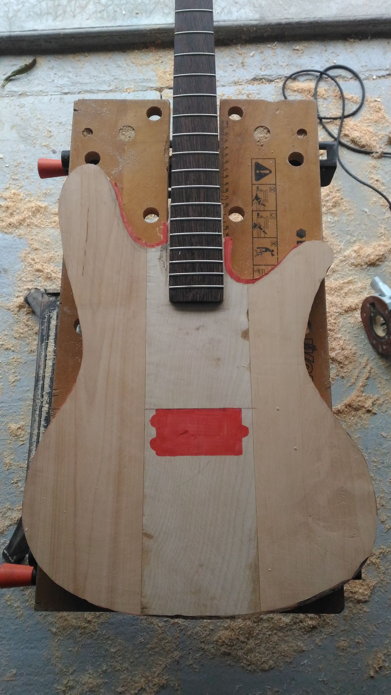 Neck Through Bass Guitar : 13 Steps (with Pictures) - Instructables