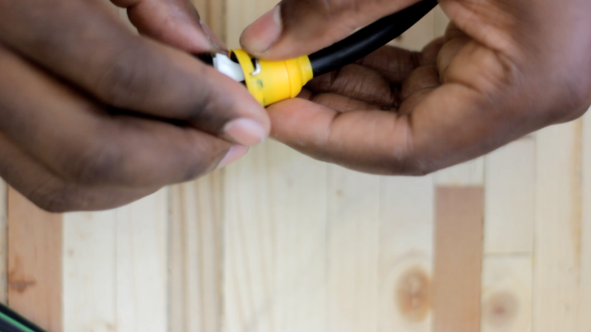 DIY Festool Style Plug-It Power Connectors : 6 Steps - Instructables
