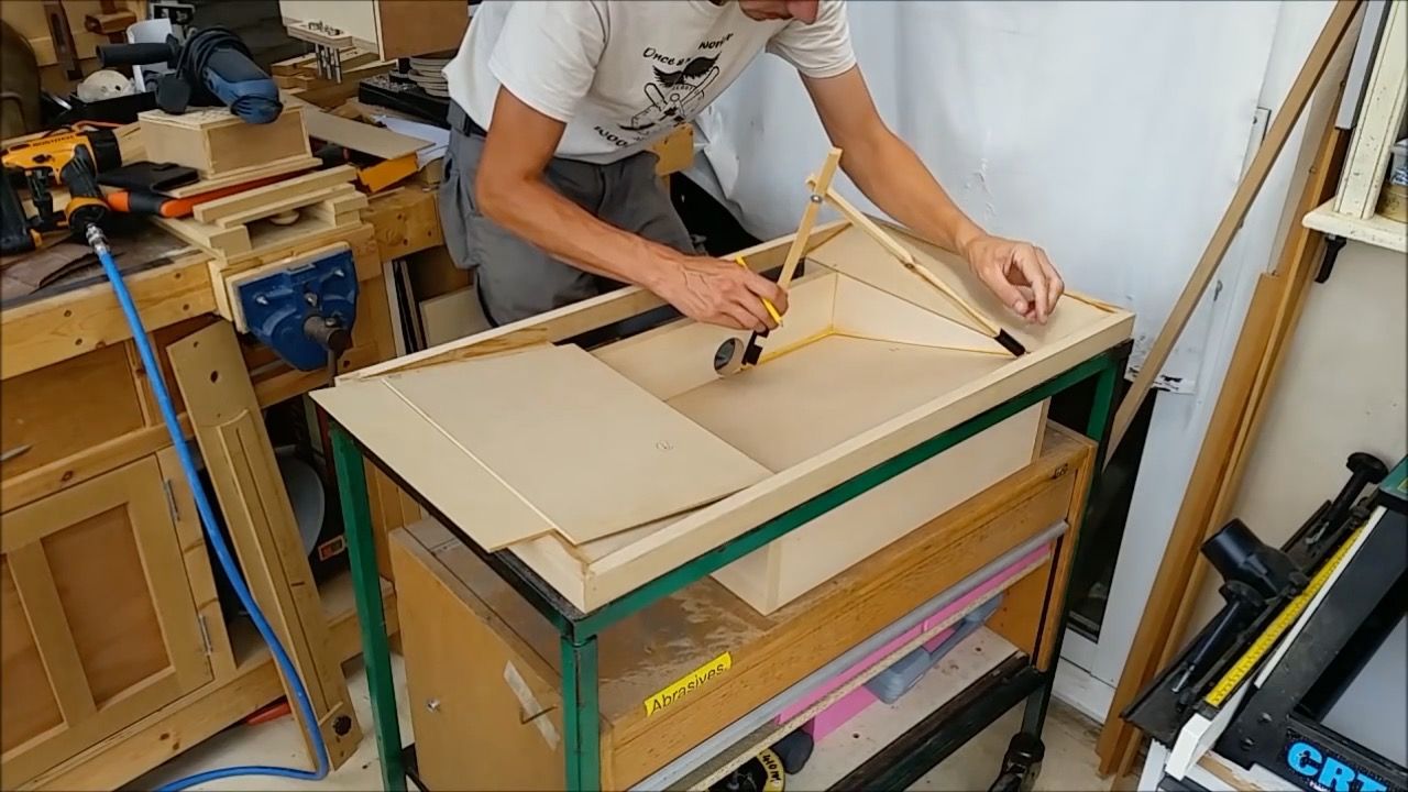 Easy Workshop Down Draft Sanding and Outfeed Table. : 9 Steps (with ...