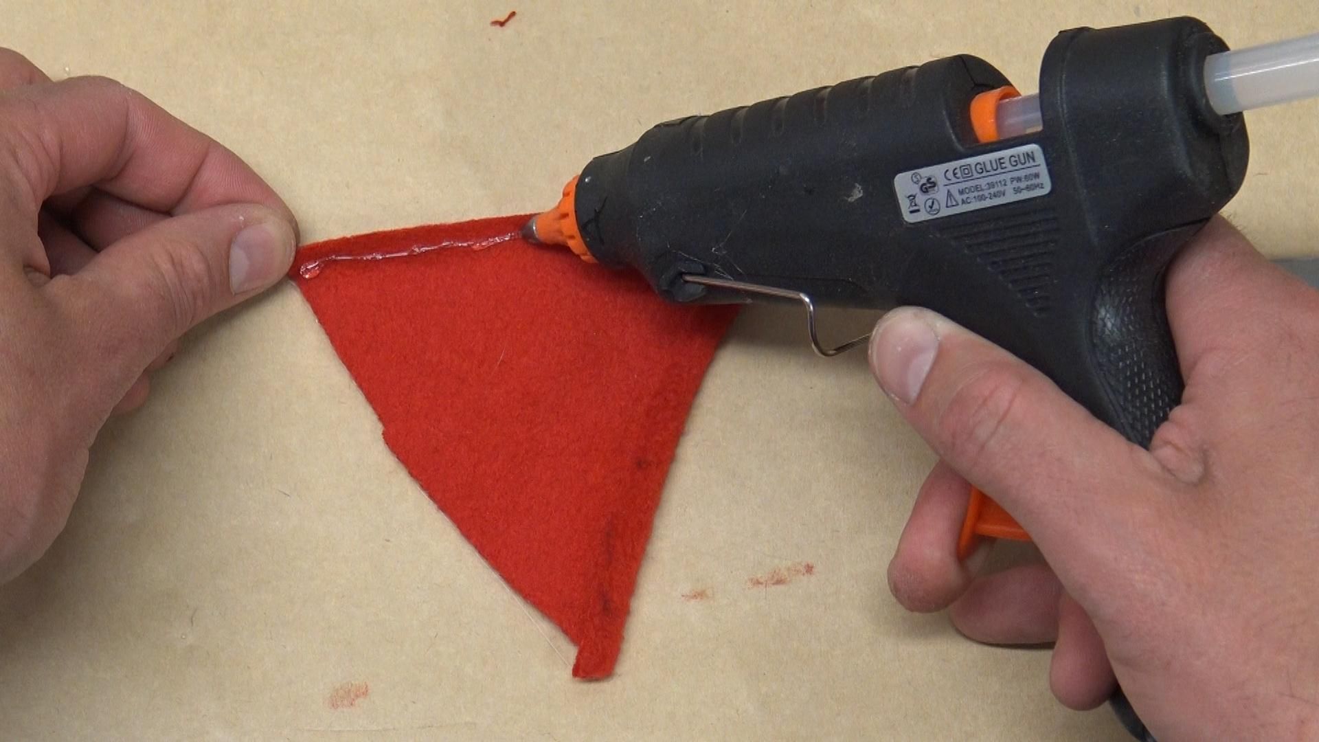 Devil Puppet / Workshop Friend? : 11 Steps (with Pictures) - Instructables