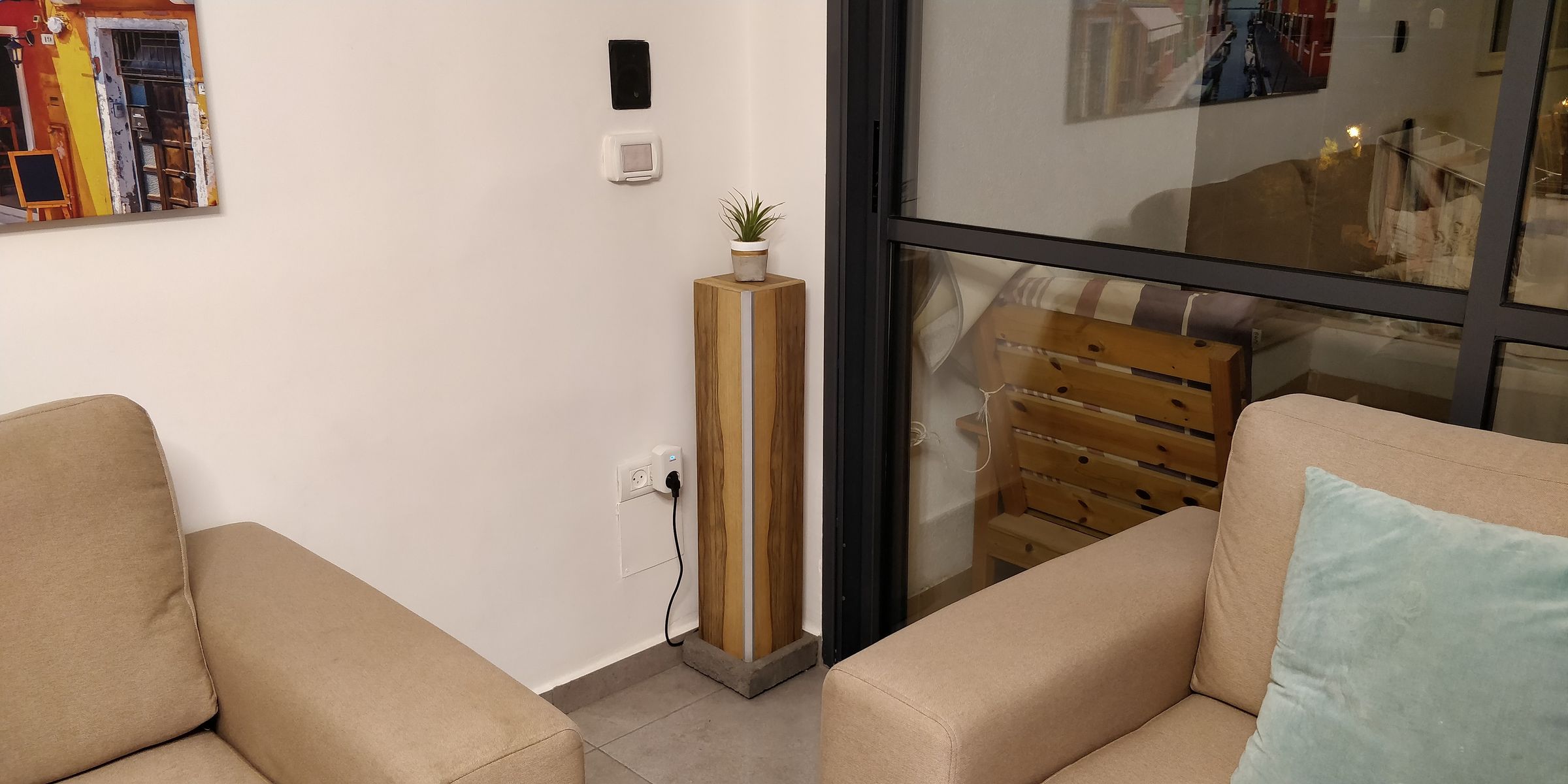 Smart Floor Corner Wooden LED Lamp DIY : 32 Steps (with Pictures ...