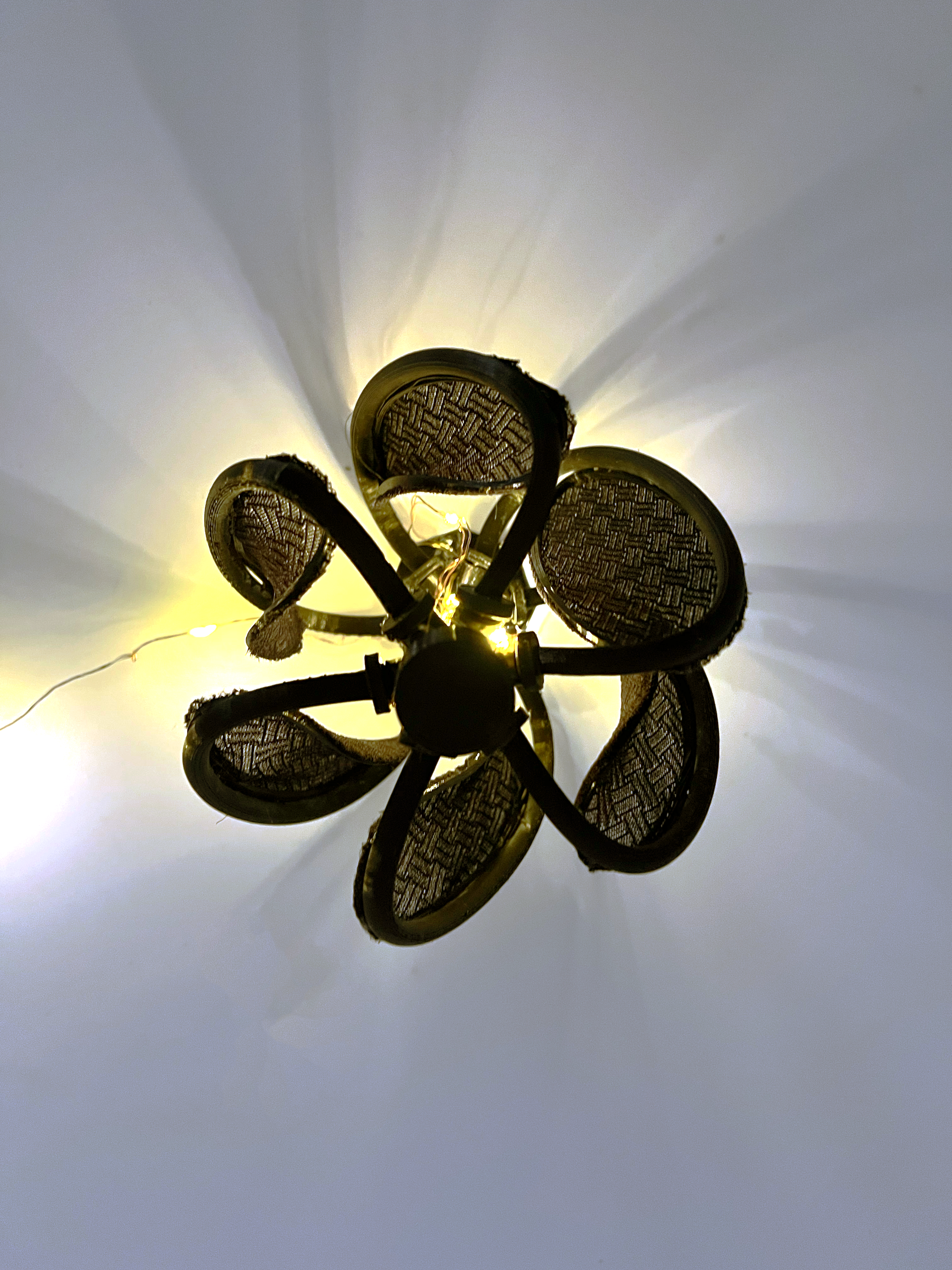 Hanging Luminary : 4 Steps - Instructables