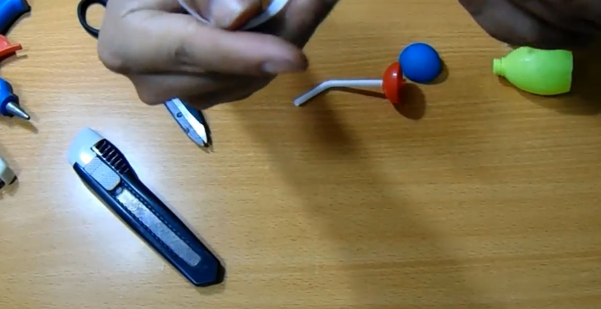 Helicopter From Straw : 4 Steps - Instructables