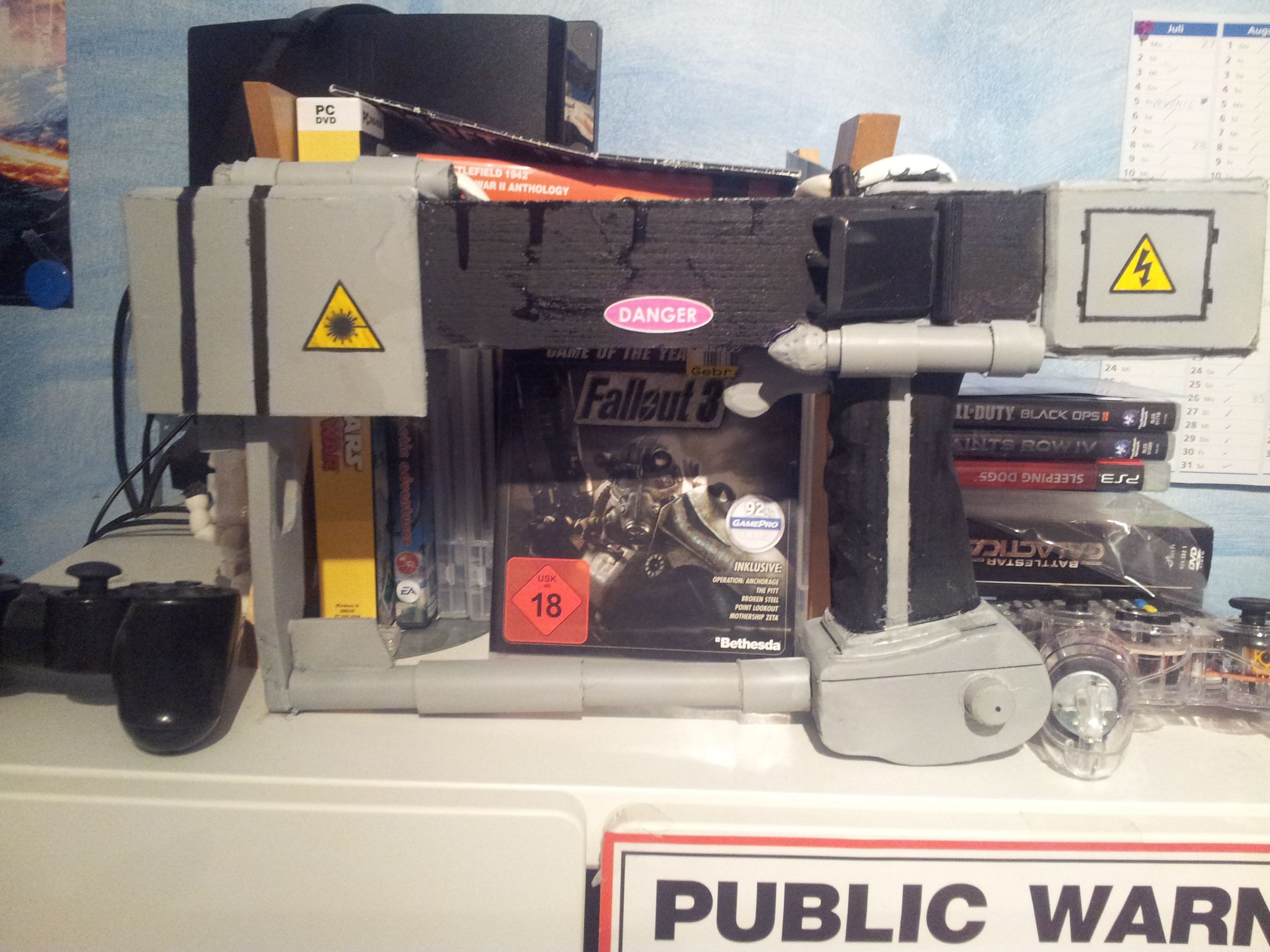 Fallout AEP-7 Laser Gun Prop - Instructables